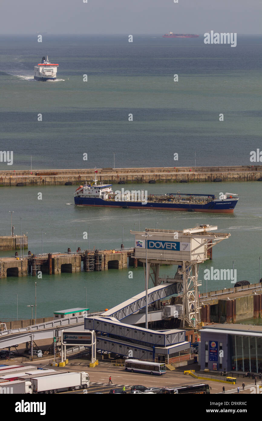 Port of Dover, Kent on a busy summers day Stock Photo - Alamy