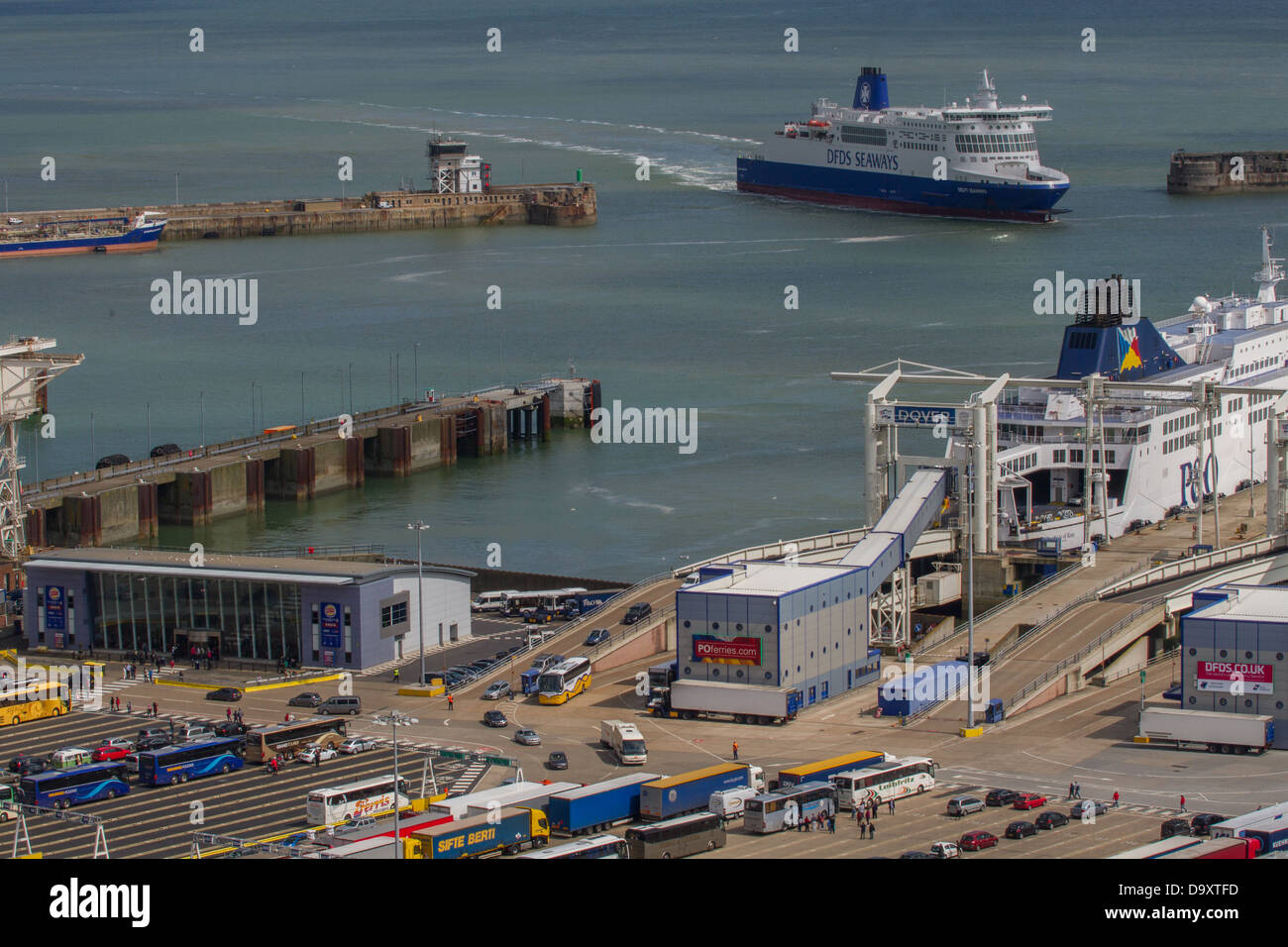 Port of Dover, Kent on a busy summer's day Stock Photo - Alamy