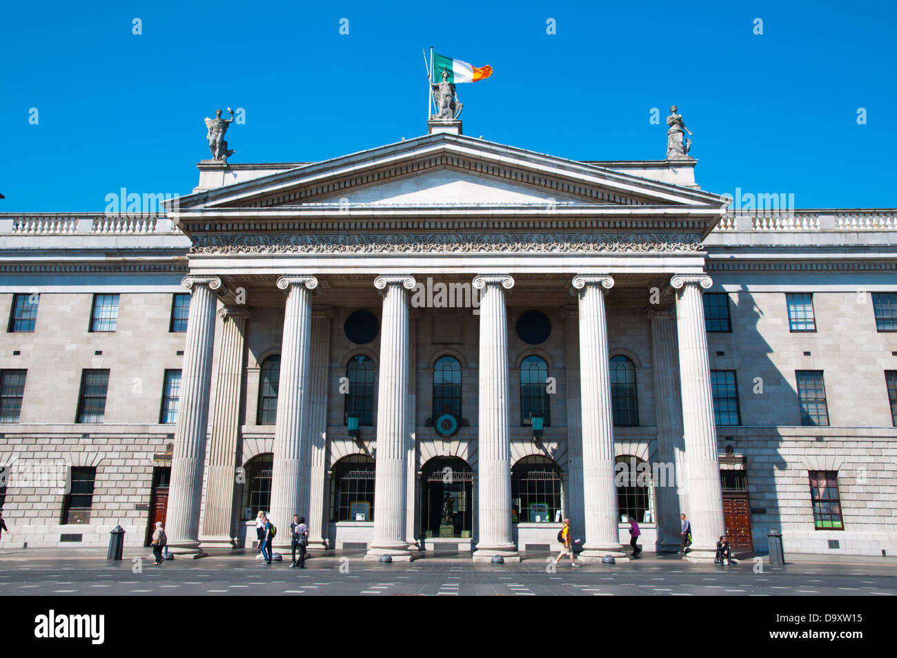 Post office oconnell street hi-res stock photography and images - Alamy