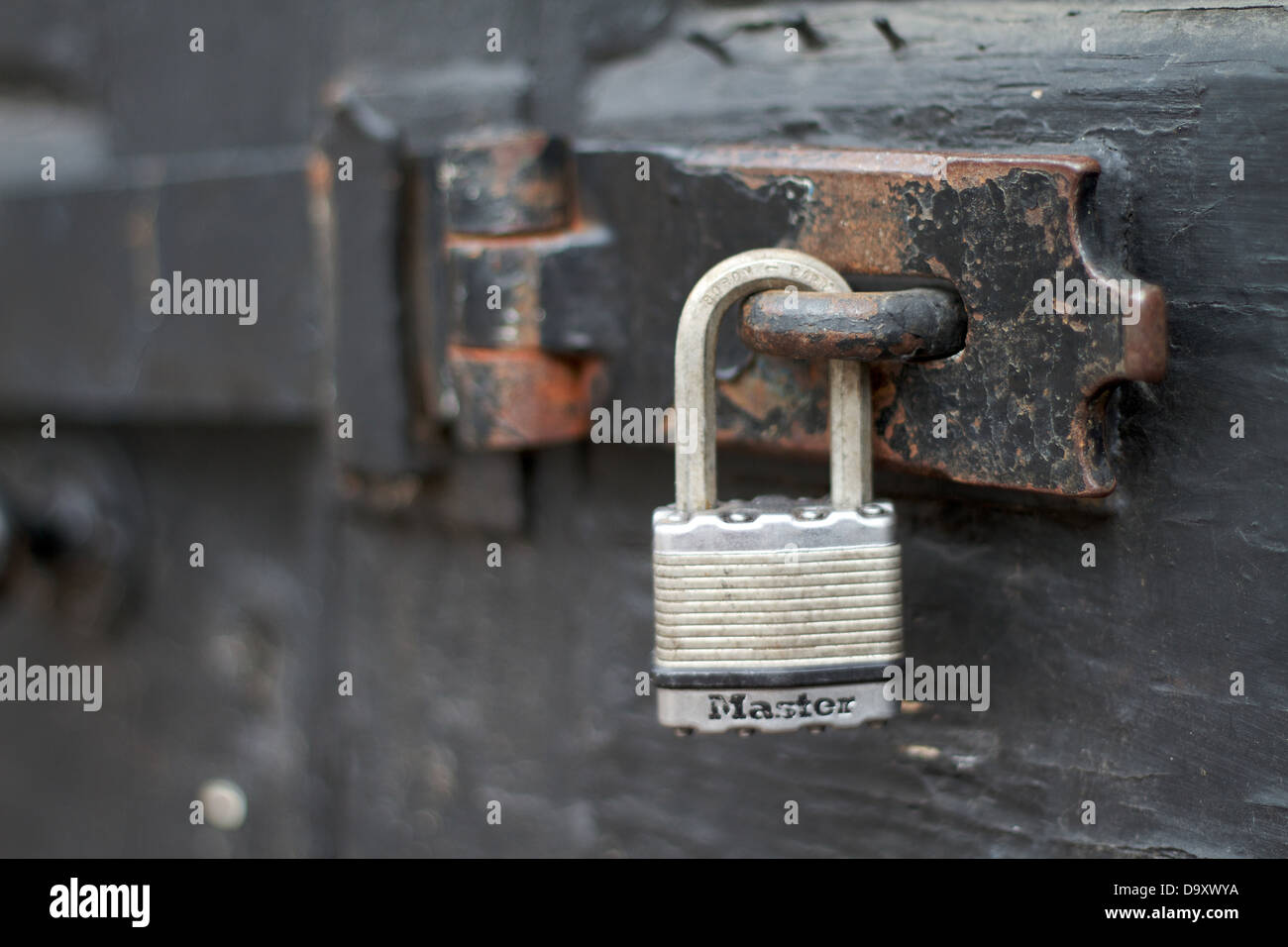 Old door lock hi-res stock photography and images - Alamy