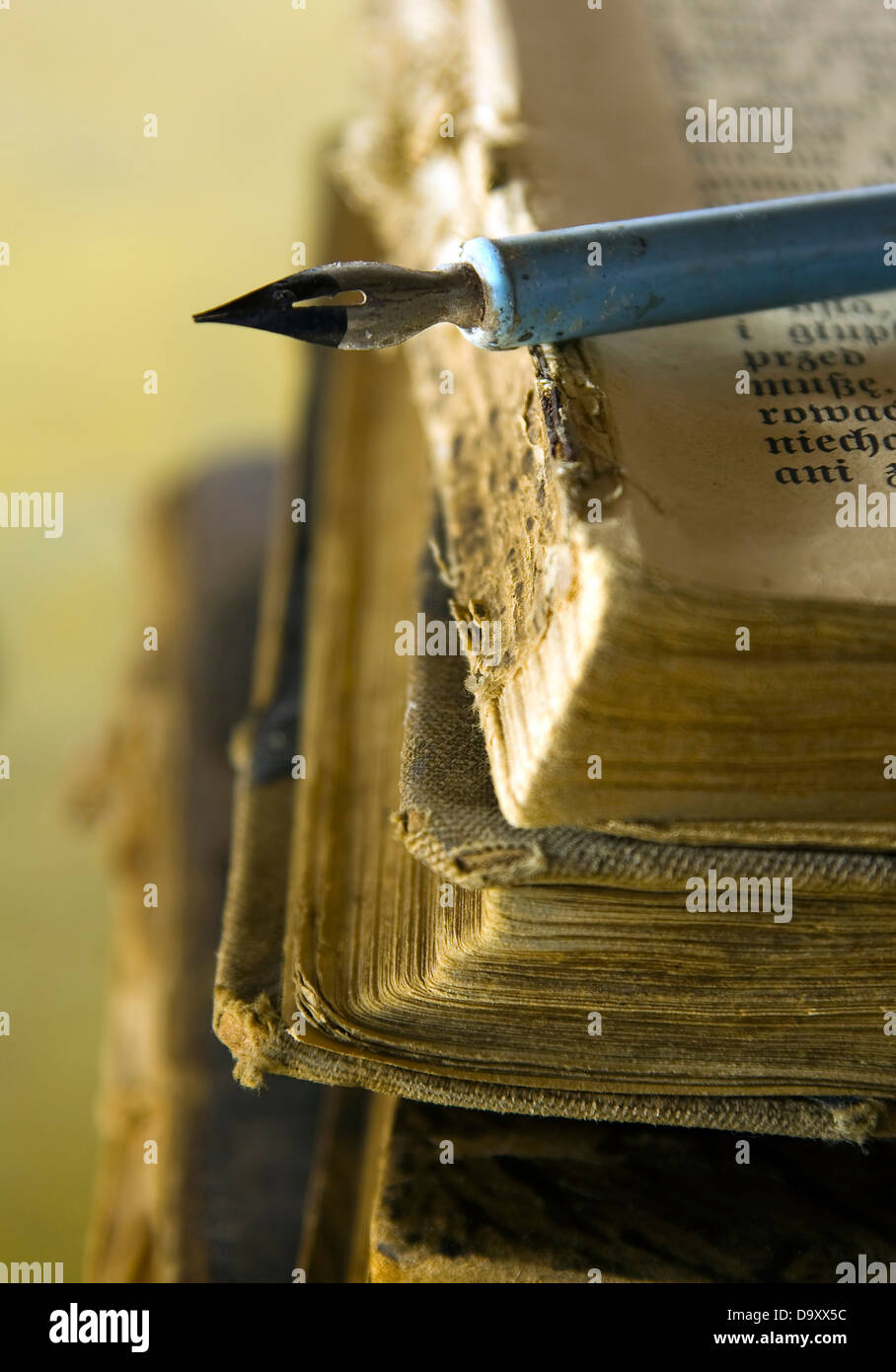 Old handwriting story hi-res stock photography and images - Alamy