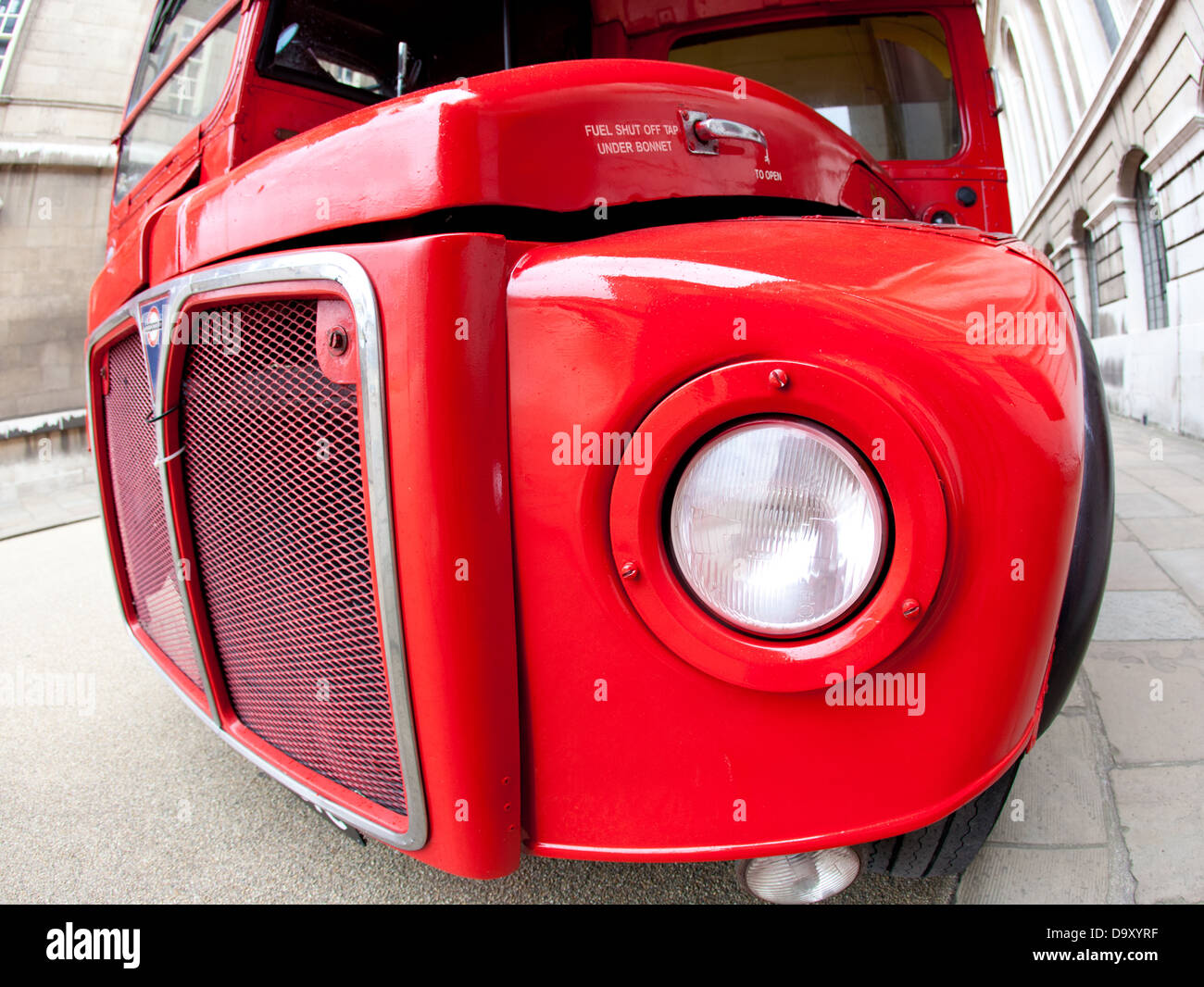 Red double decker routemaster bus buses hi-res stock photography and ...