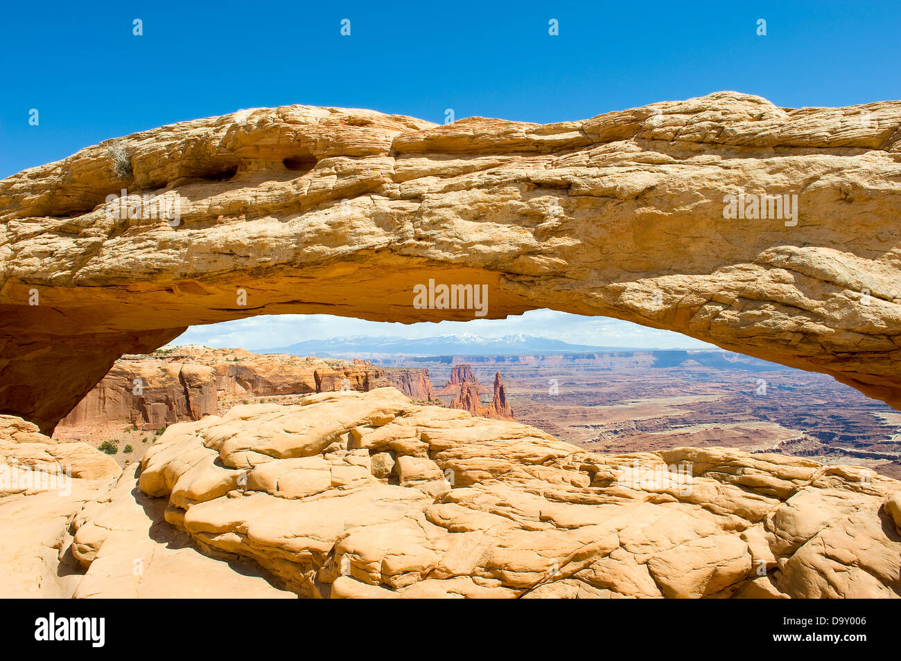Mesa Arch overlook Canyonlands National Park, Utah, USA Stock Photo - Alamy