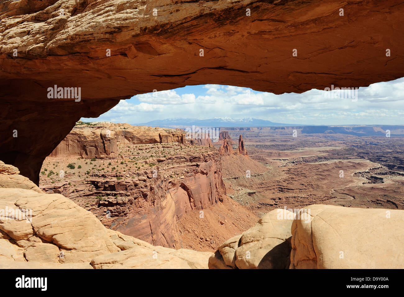 Mesa Arch overlook Canyonlands National Park, Utah, USA Stock Photo - Alamy