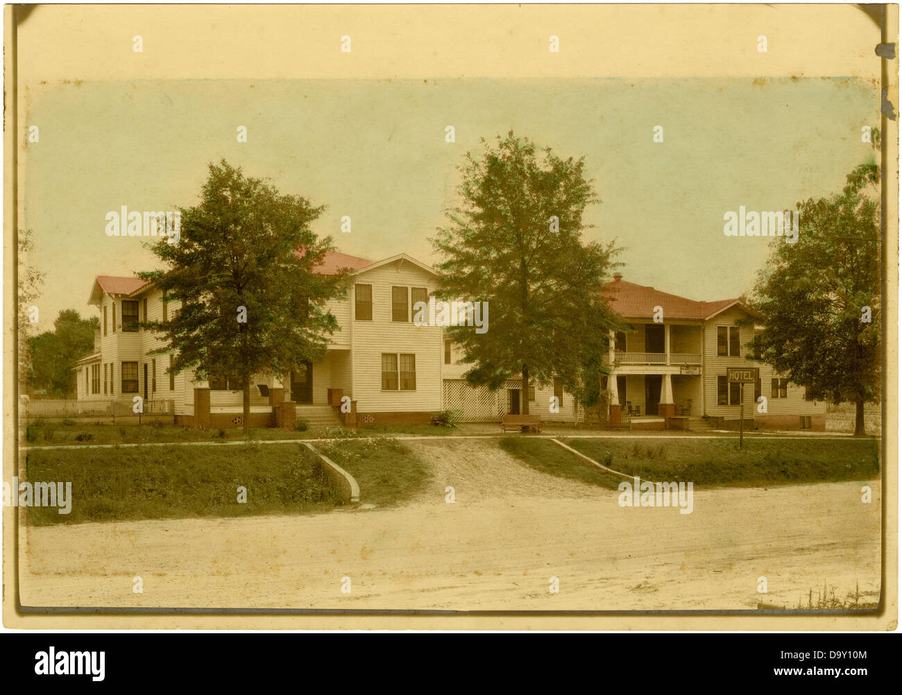 Hennington hi-res stock photography and images - Alamy