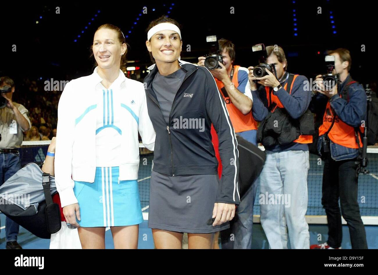 Gabriela sabatini steffi graf hi-res stock photography and images - Alamy