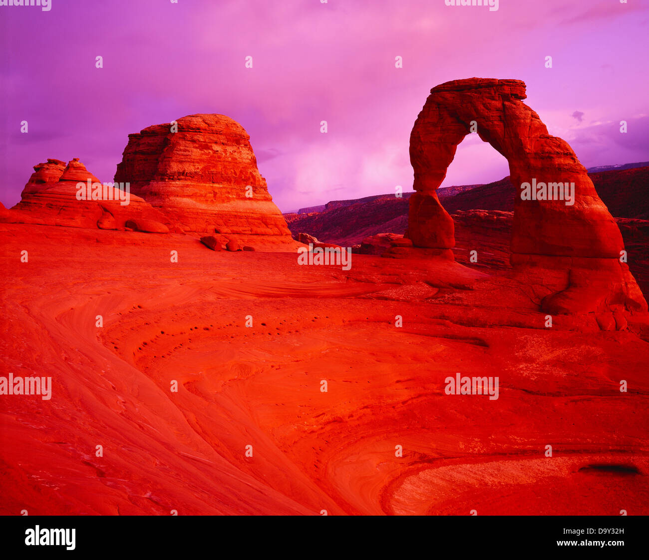 Volcanic dust in upper atmosphere from eruption Mount Pinatubo casting ...