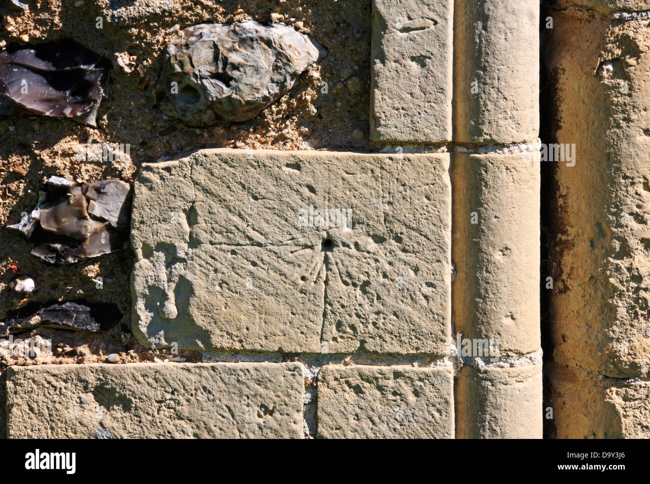 Stone mass dial hi-res stock photography and images - Alamy