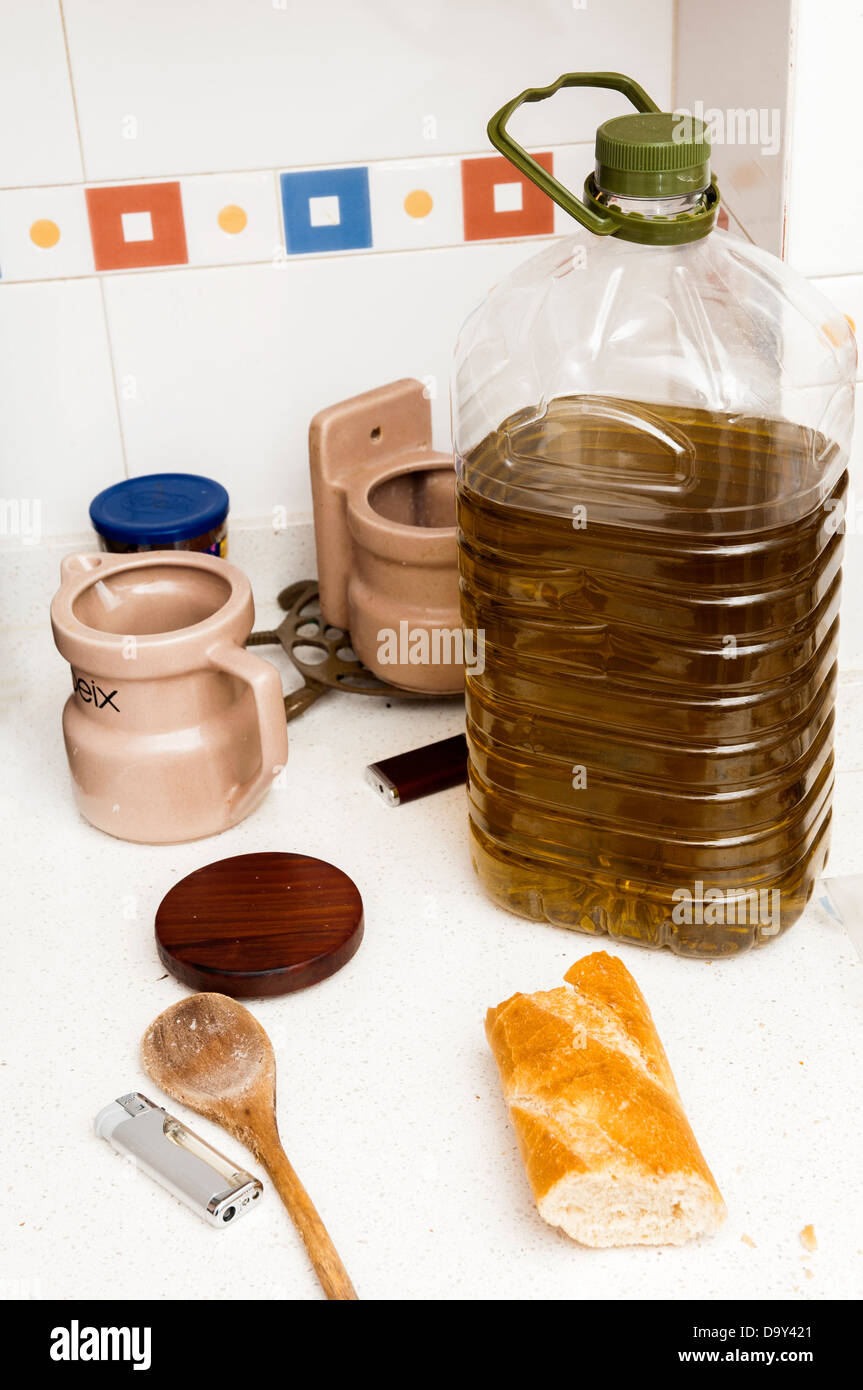 Oil for tools hi-res stock photography and images - Alamy