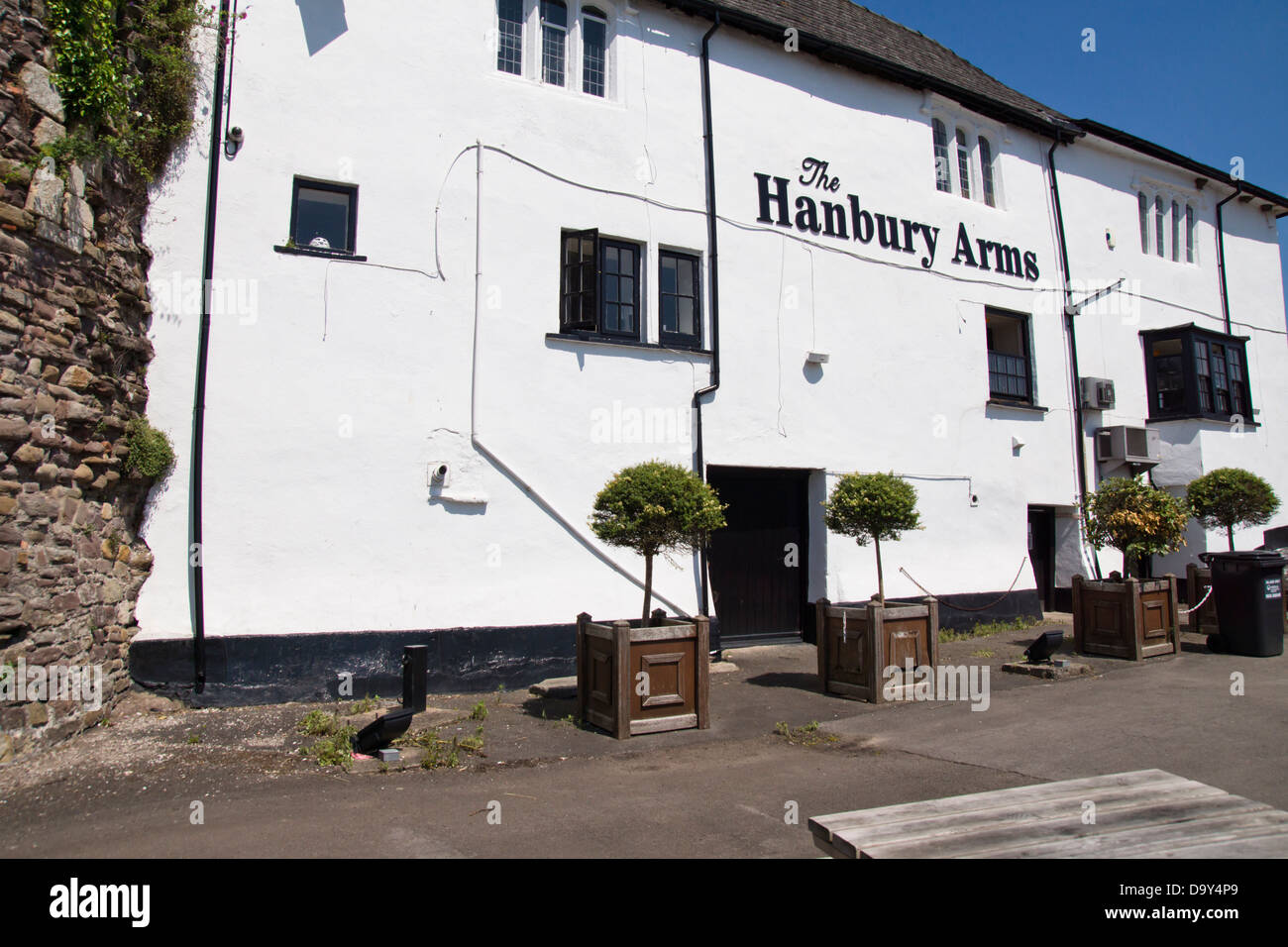 Hanbury arms hi-res stock photography and images - Alamy