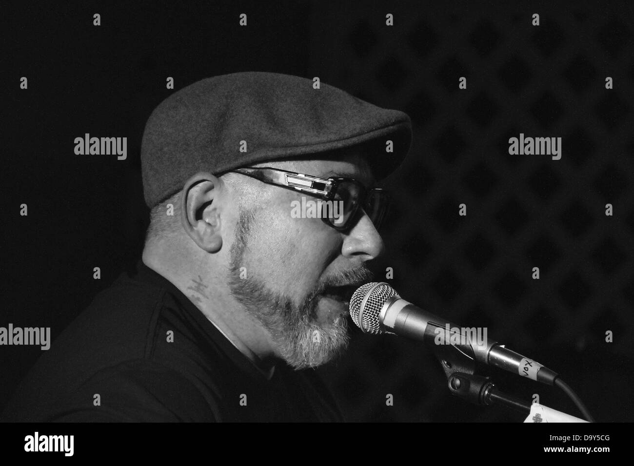 Everlast live concert hi-res stock photography and images - Alamy