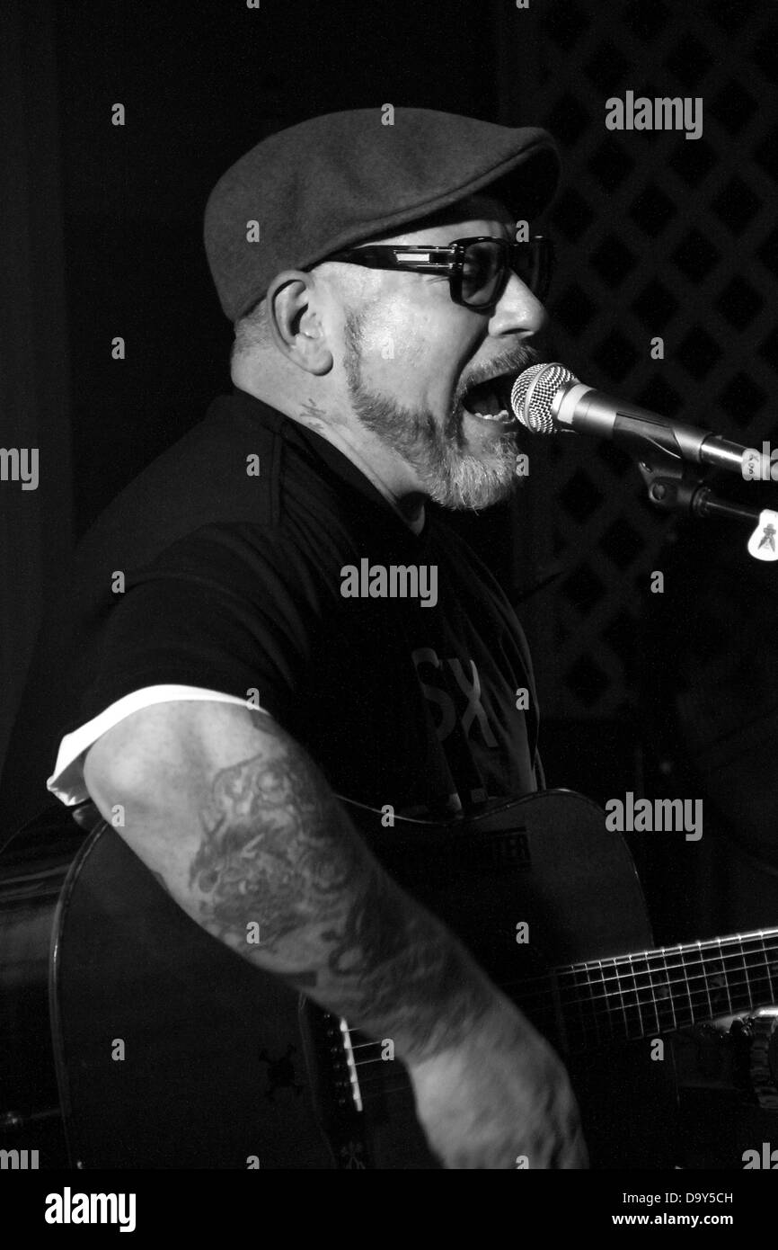 Everlast live concert hi-res stock photography and images - Alamy