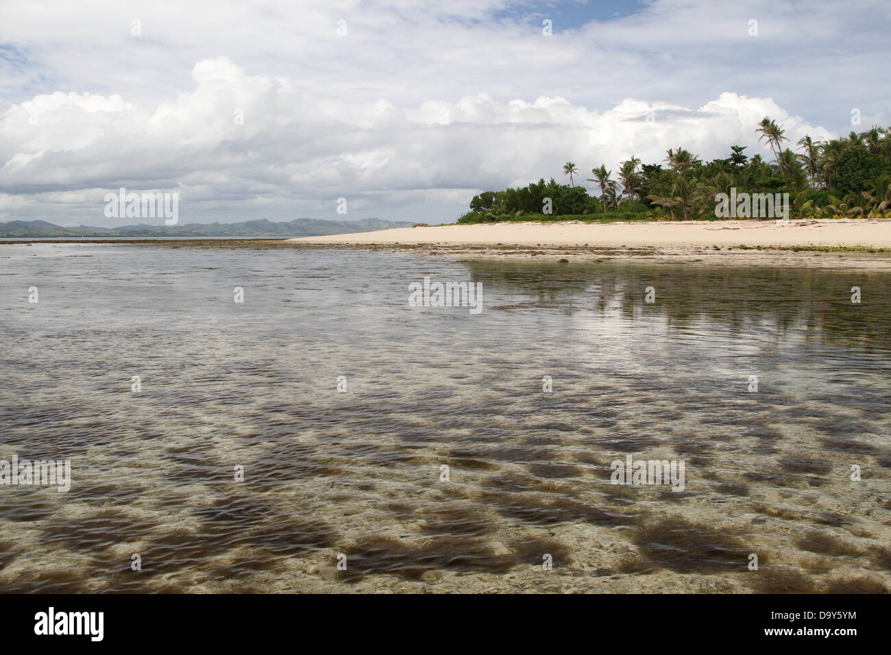 very low tide on a tropical island Stock Photo - Alamy
