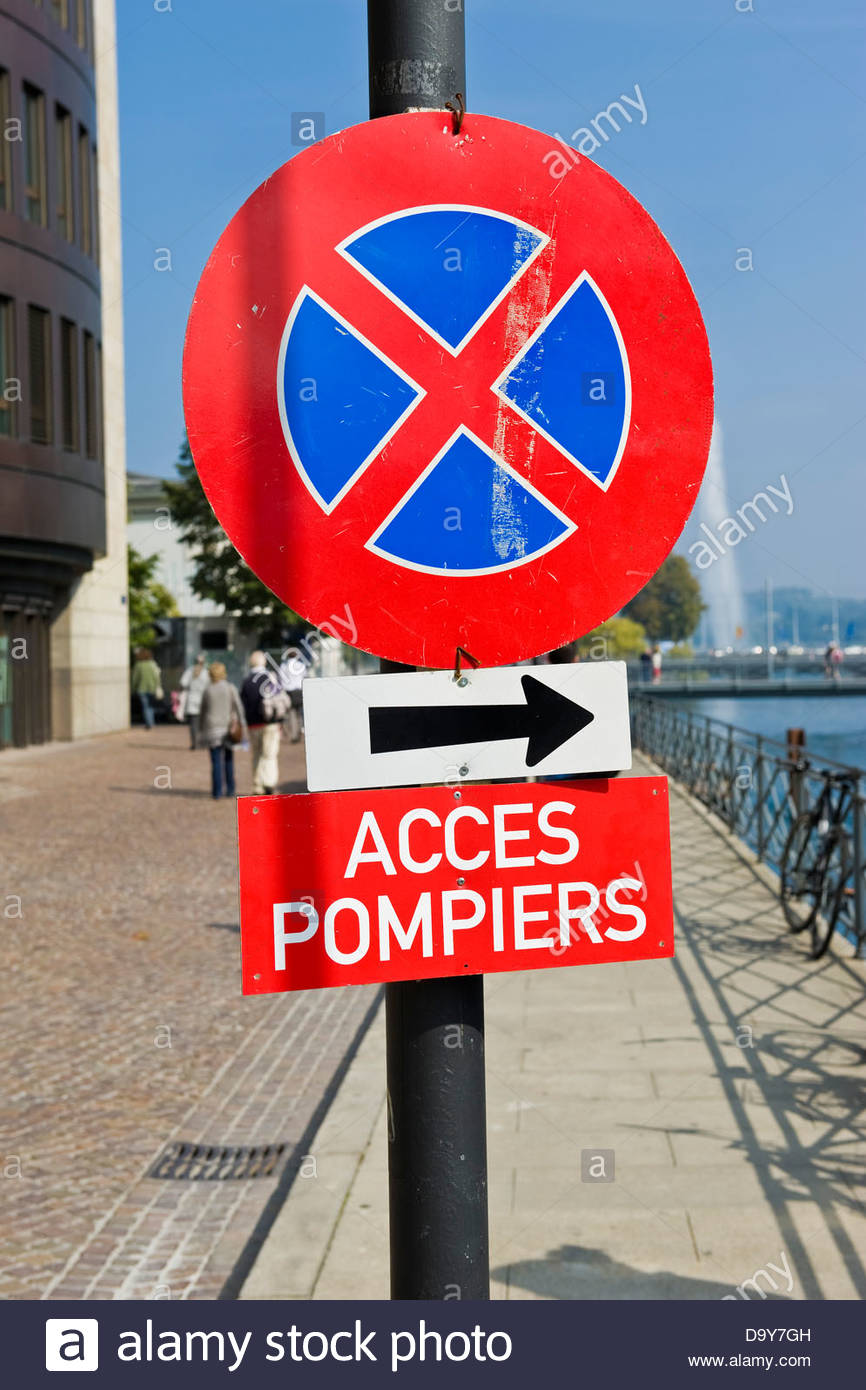 Fire Department Access Sign Stock Photos & Fire Department Access Sign ...