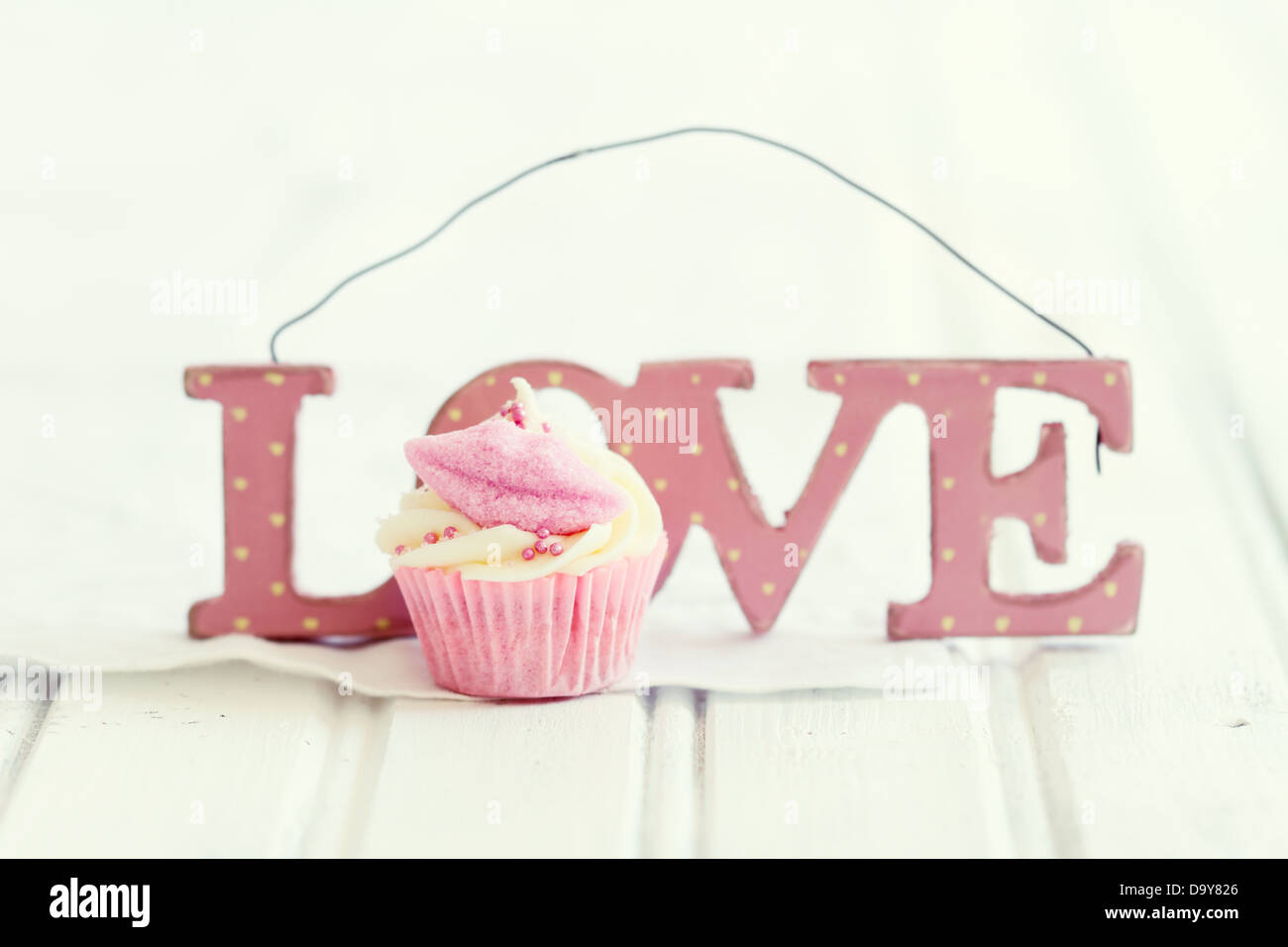 Love and gift hi-res stock photography and images - Alamy