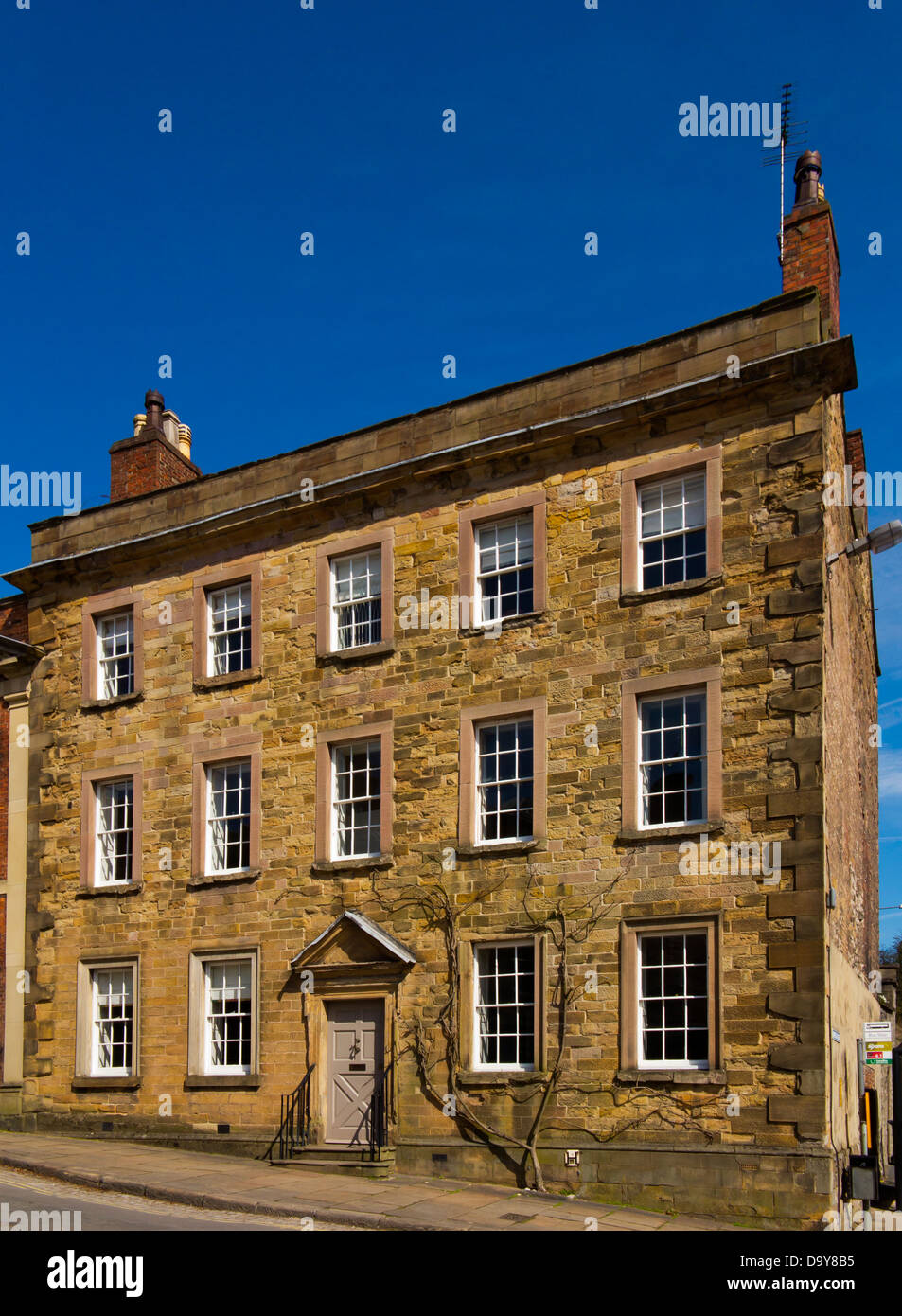 Large three storey Georgian town house in the centre of Wirksworth in ...