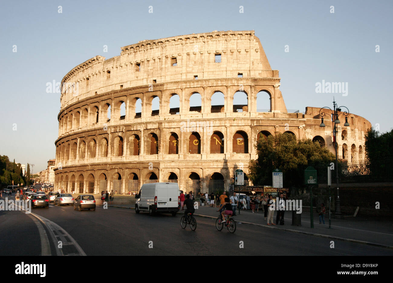 Coliseo colosseo hi-res stock photography and images - Alamy