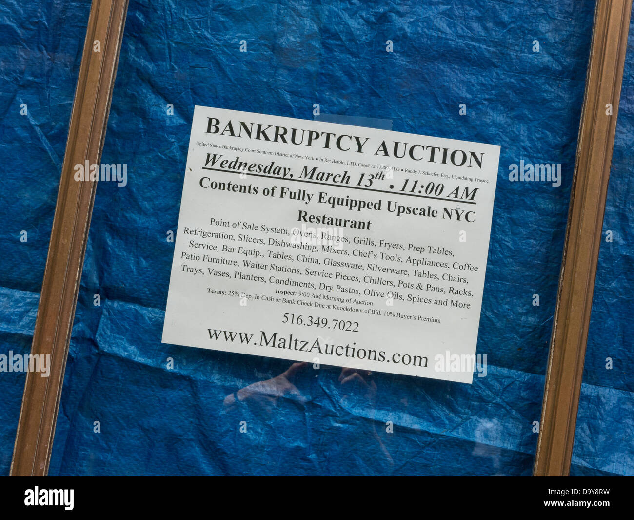 Restaurant Bankruptcy Notice, NYC Stock Photo - Alamy