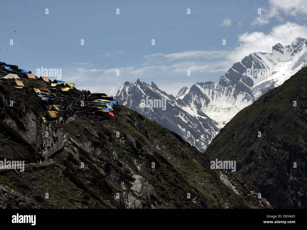Baltal, Indian Administered Kashmir 28th June 2013.Hindu devotees walk ...