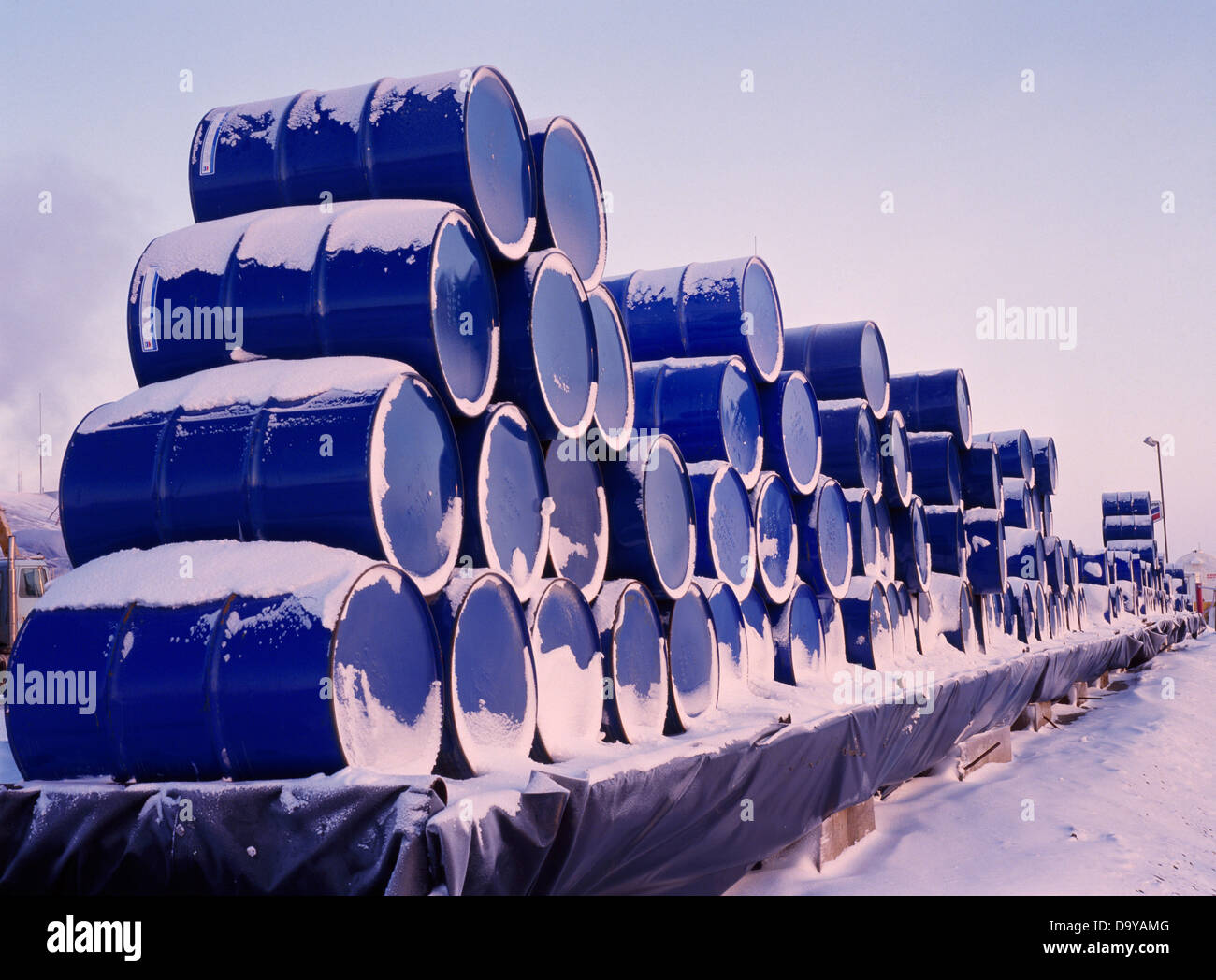 55 gallon drums hi-res stock photography and images - Alamy
