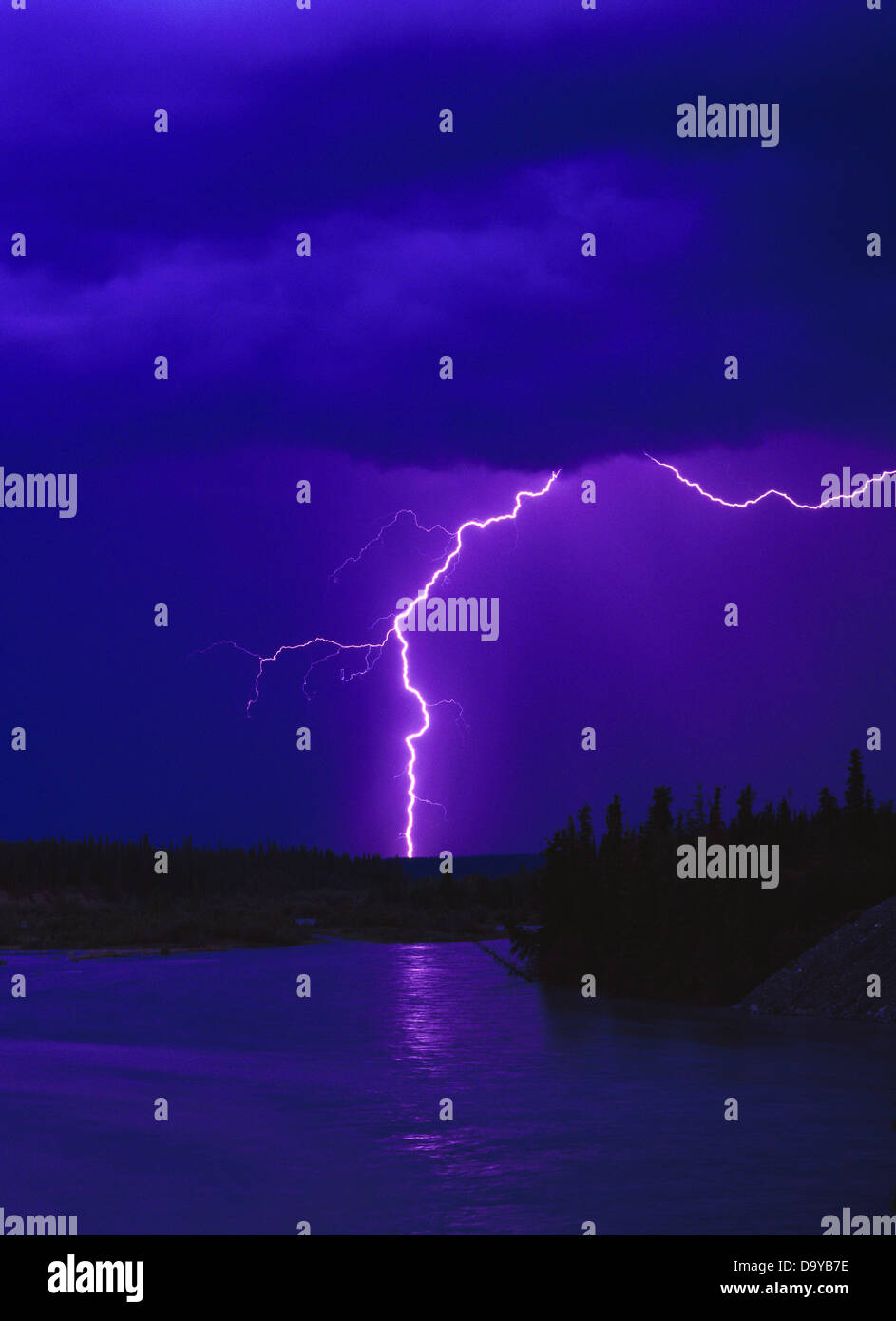 Yukon canada lightning hi-res stock photography and images - Alamy