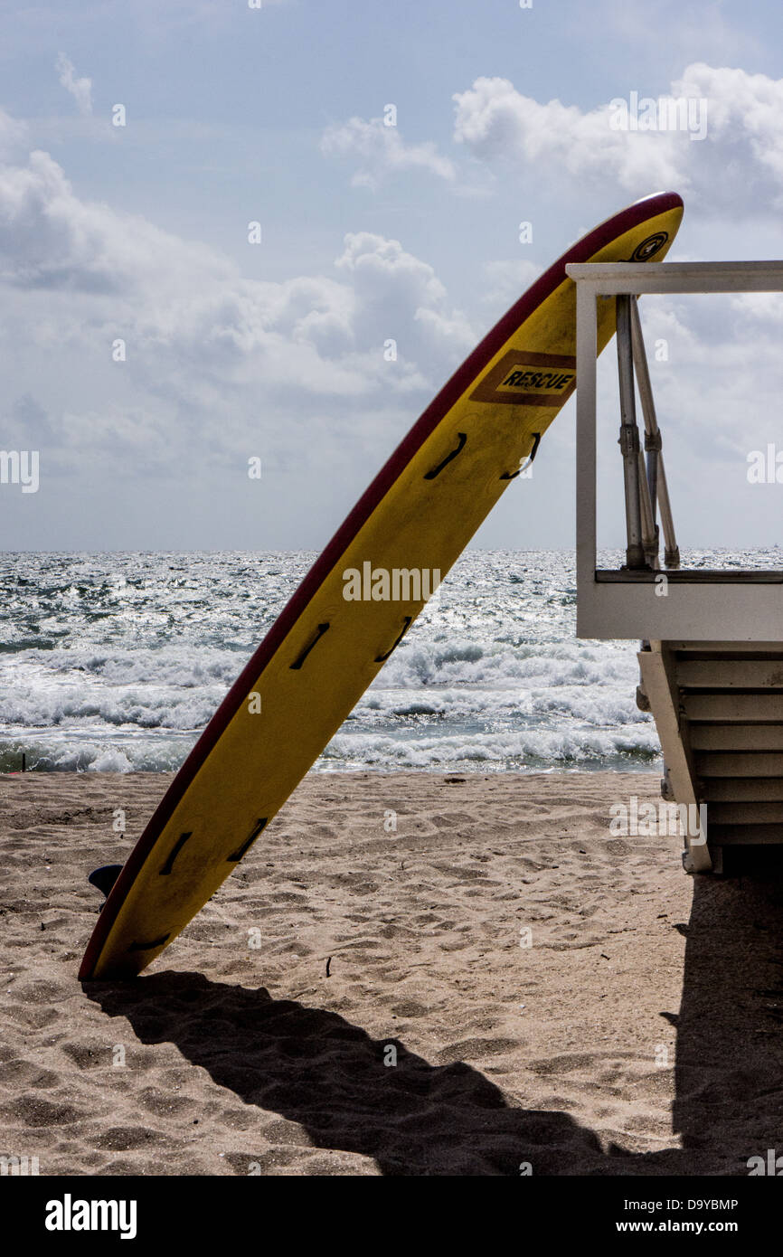 Surf board on beach Stock Photo - Alamy