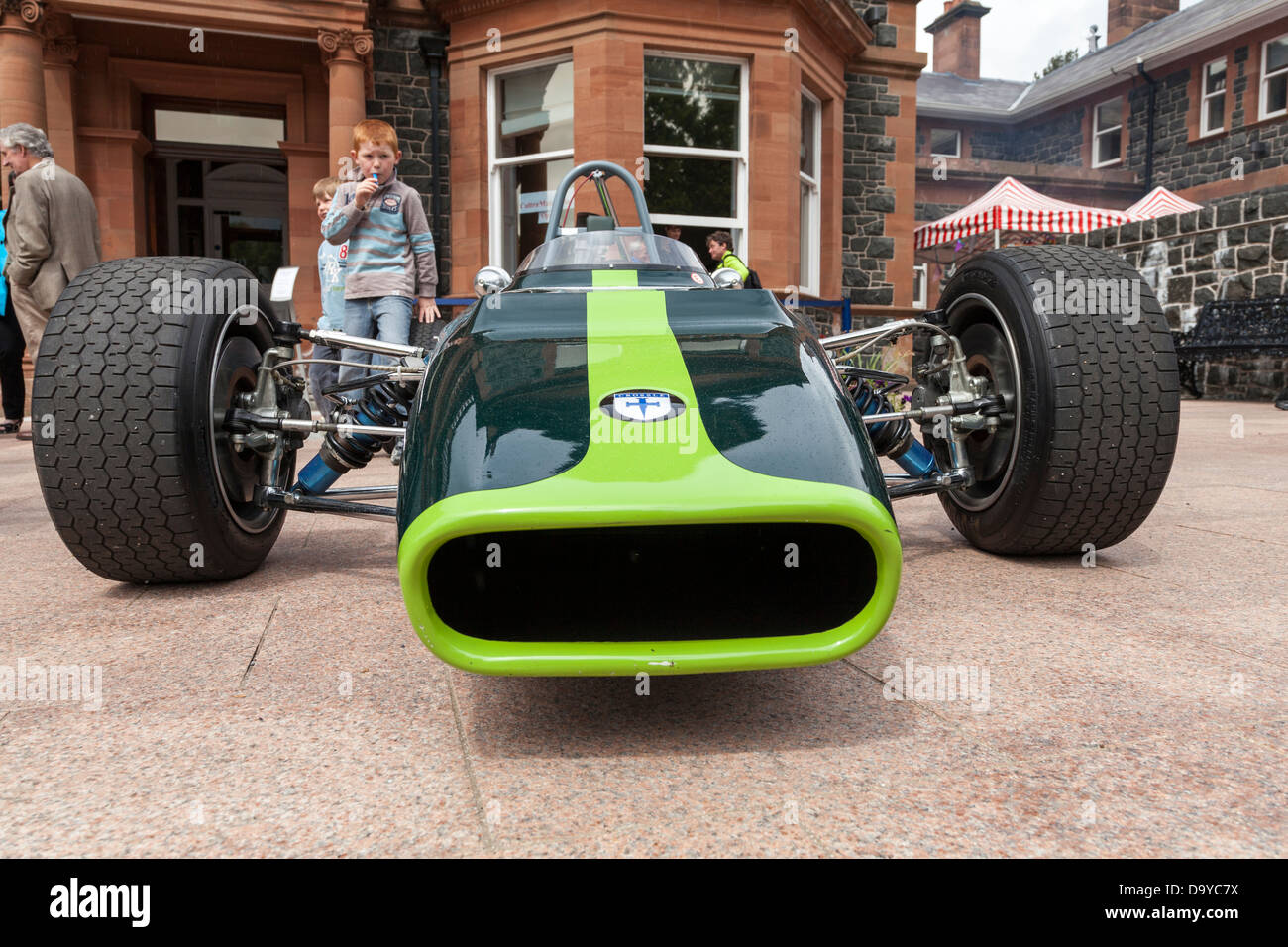 Boy racing car hi-res stock photography and images - Alamy
