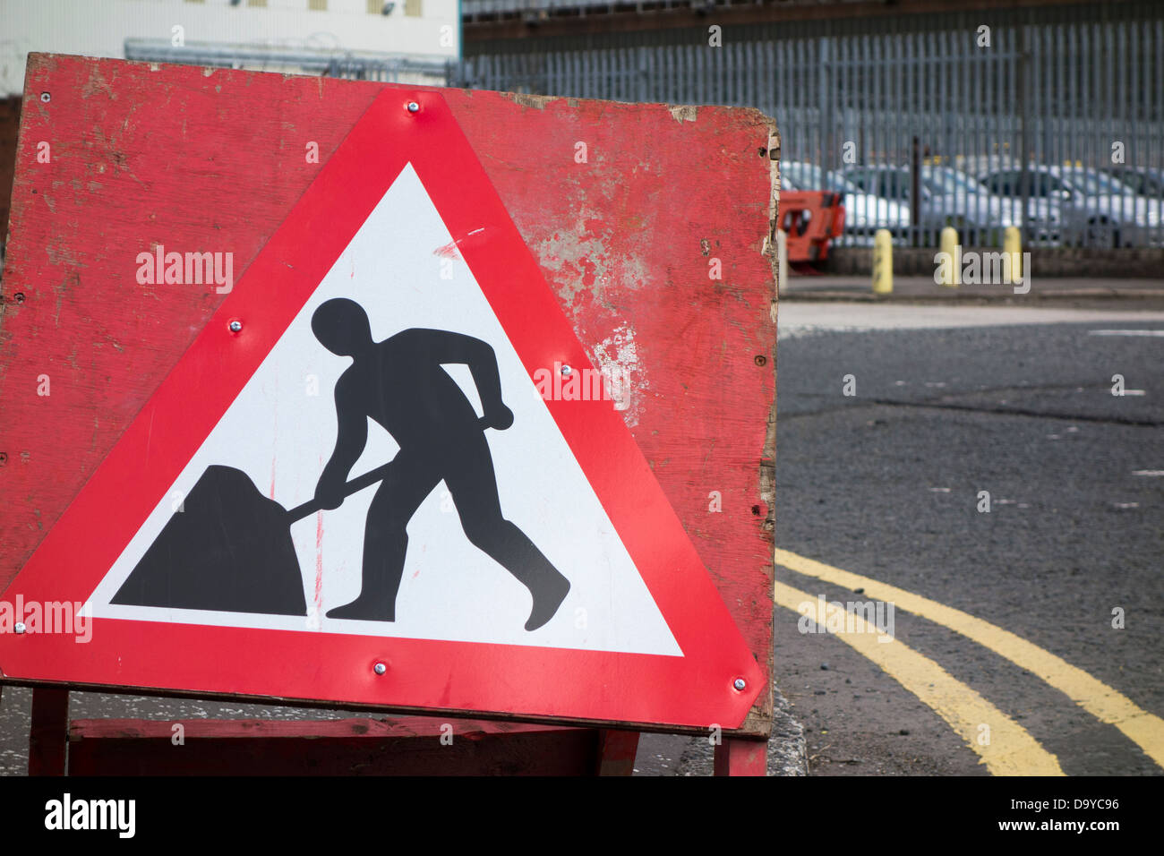 Men at work sign hi-res stock photography and images - Alamy