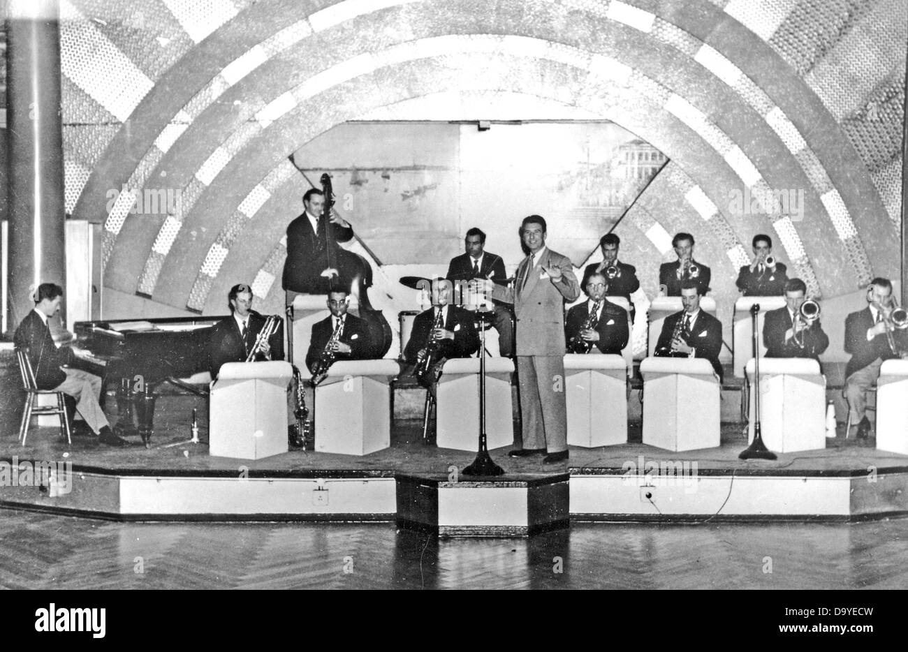 Uk dance band Black and White Stock Photos & Images - Alamy