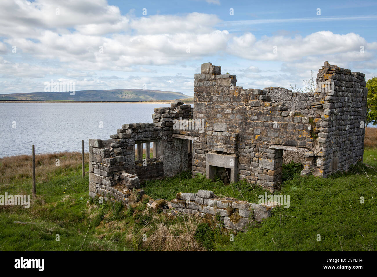 Grimwith reservoir hi-res stock photography and images - Alamy