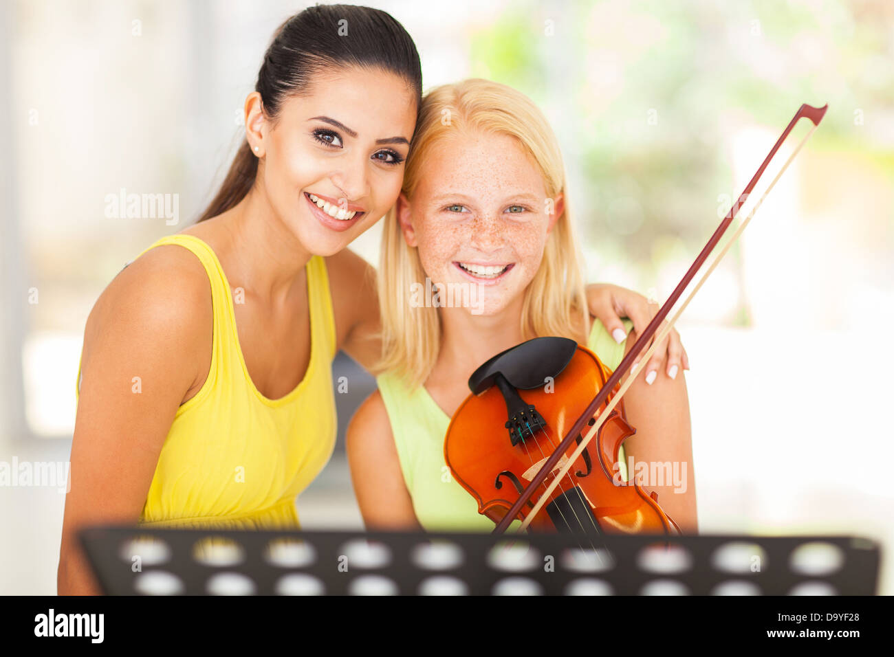 Violin Student Playing Instrument High Resolution Stock Photography and ...