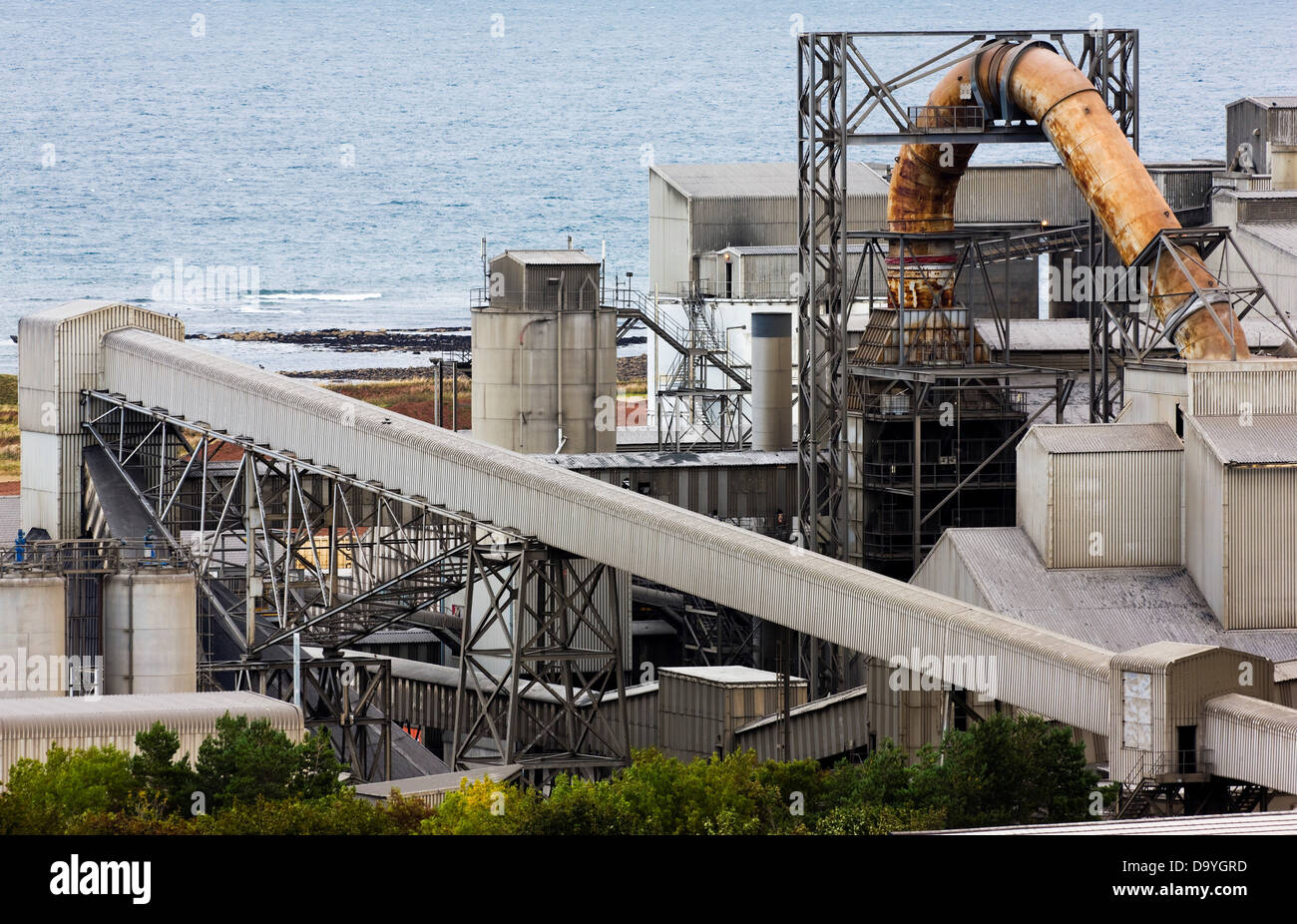 Dunbar cement works hi-res stock photography and images - Alamy