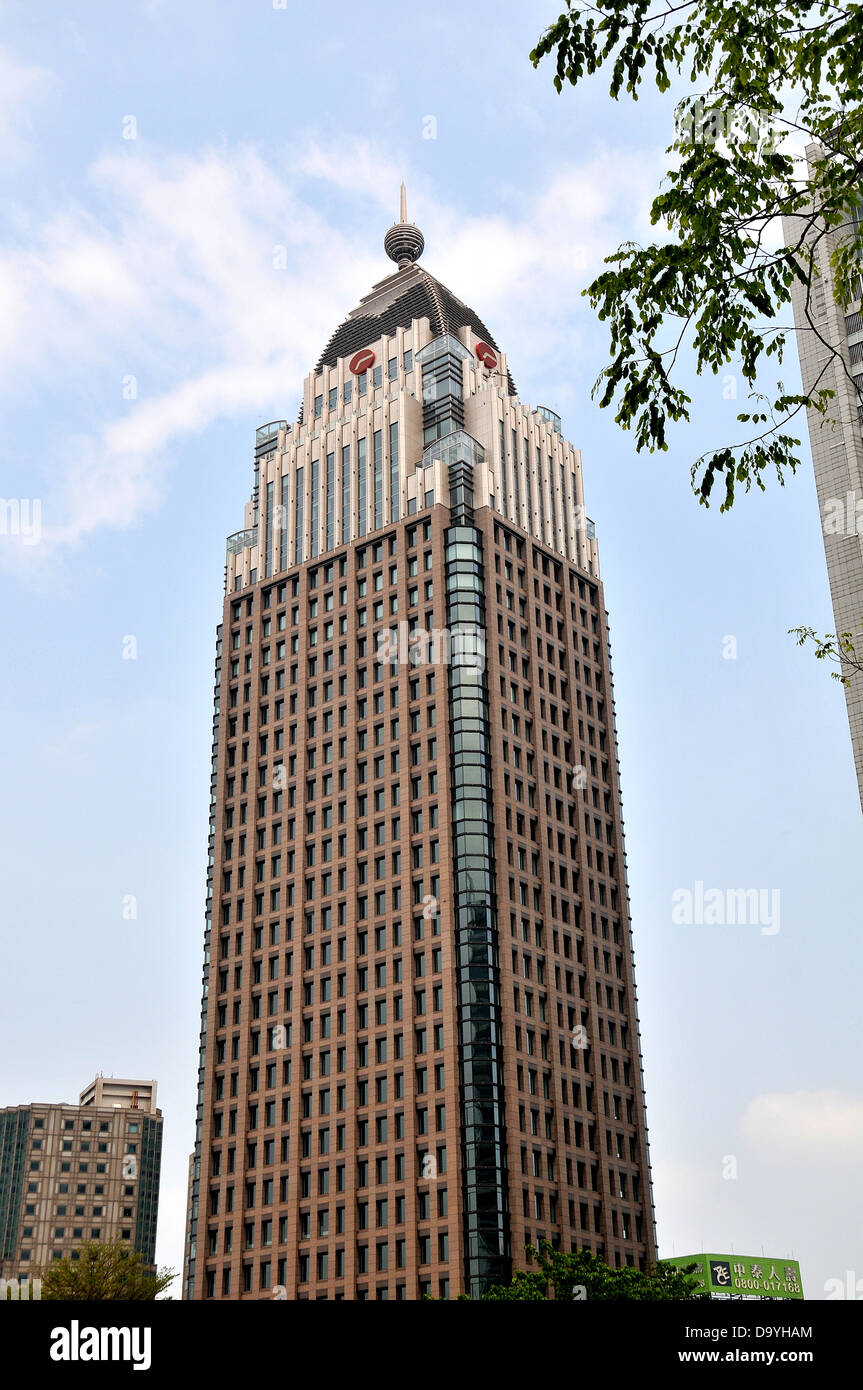 Shin kong hi-res stock photography and images - Alamy