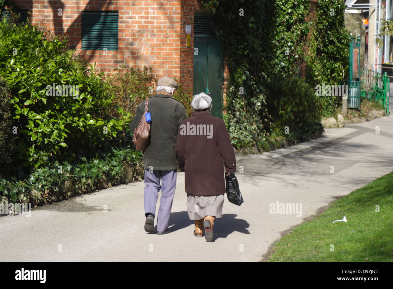 Elderly man woman walk in hi-res stock photography and images - Alamy