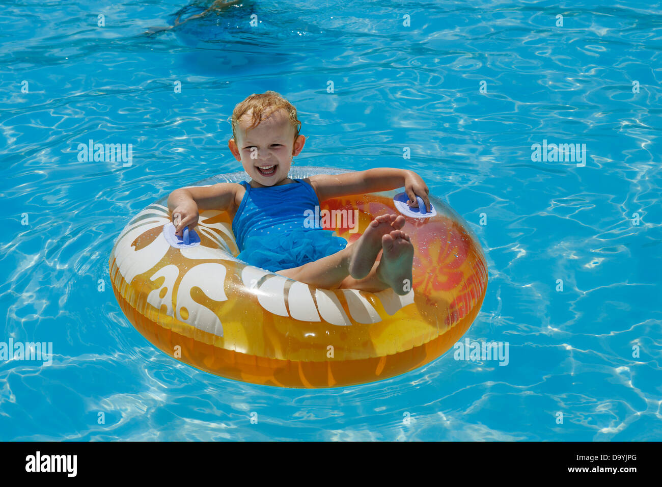 Intertube hi-res stock photography and images - Alamy