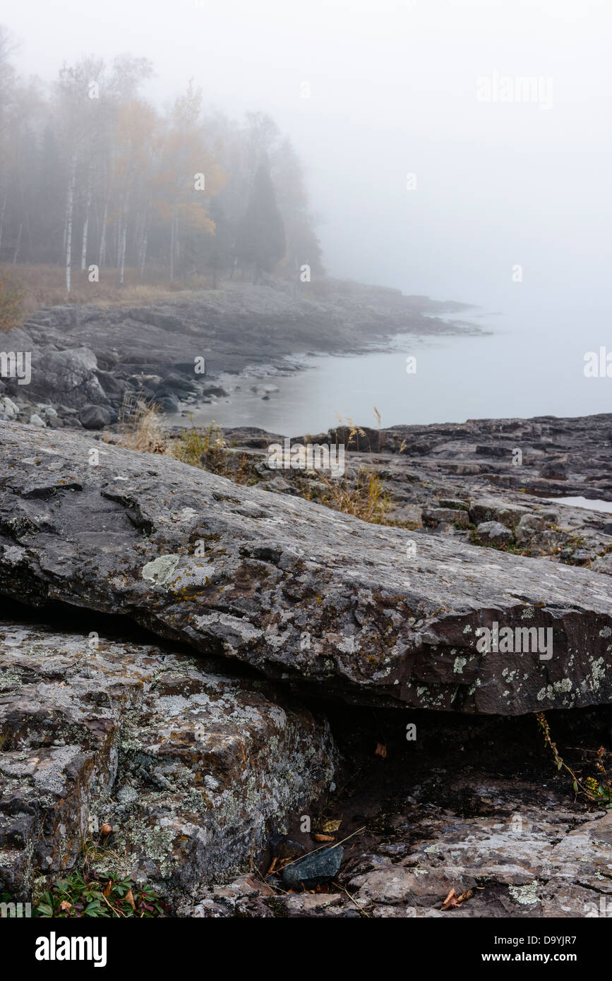 Minnesota lake superior shoreline hi-res stock photography and images ...