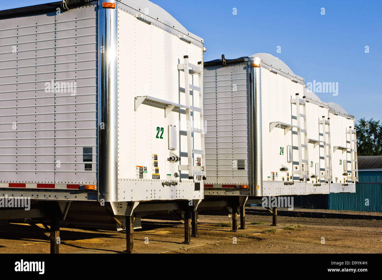 Vehicle trailers hi-res stock photography and images - Alamy