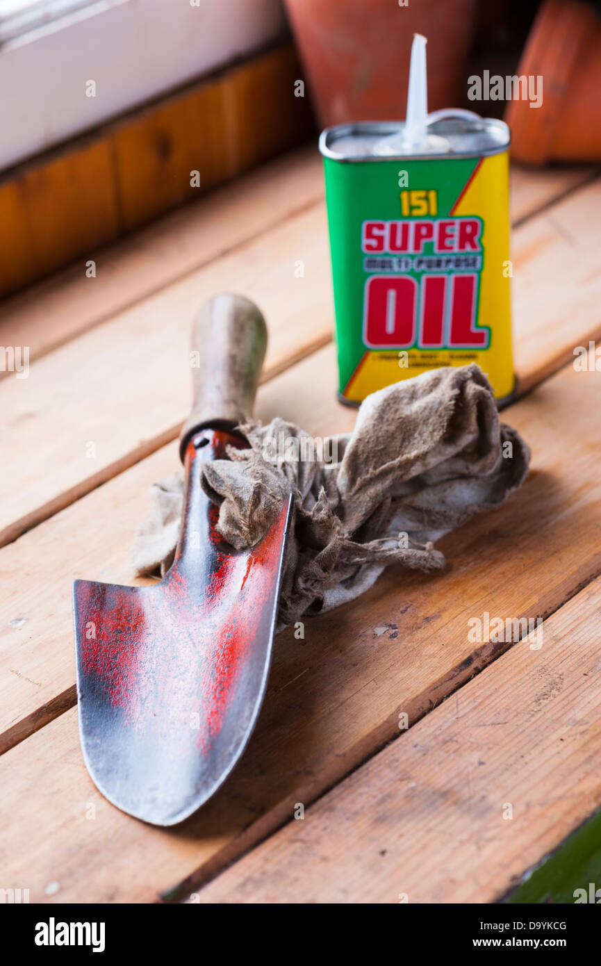 Oil for tools hi-res stock photography and images - Alamy