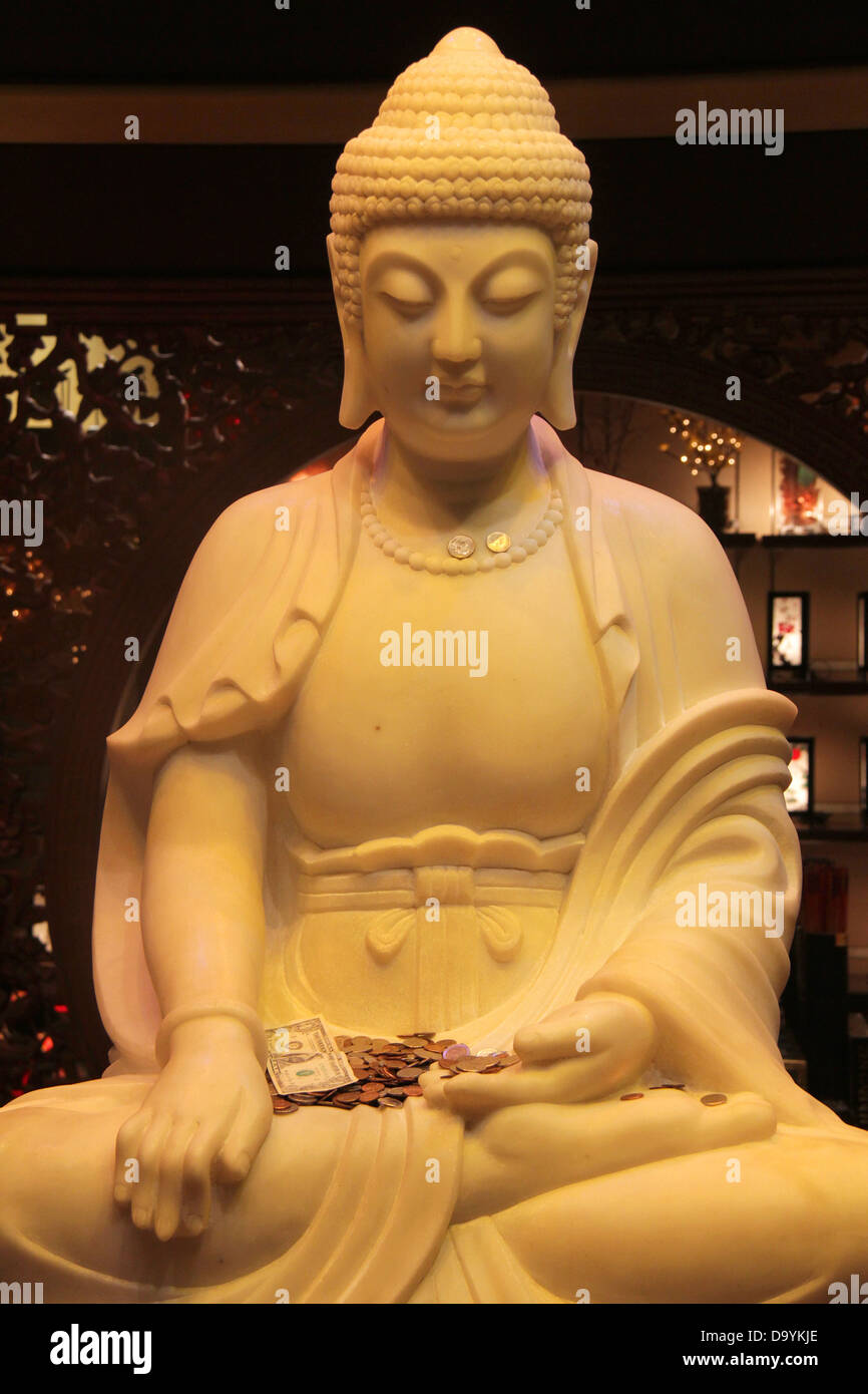 Shakyamuni buddha japan hi-res stock photography and images - Alamy