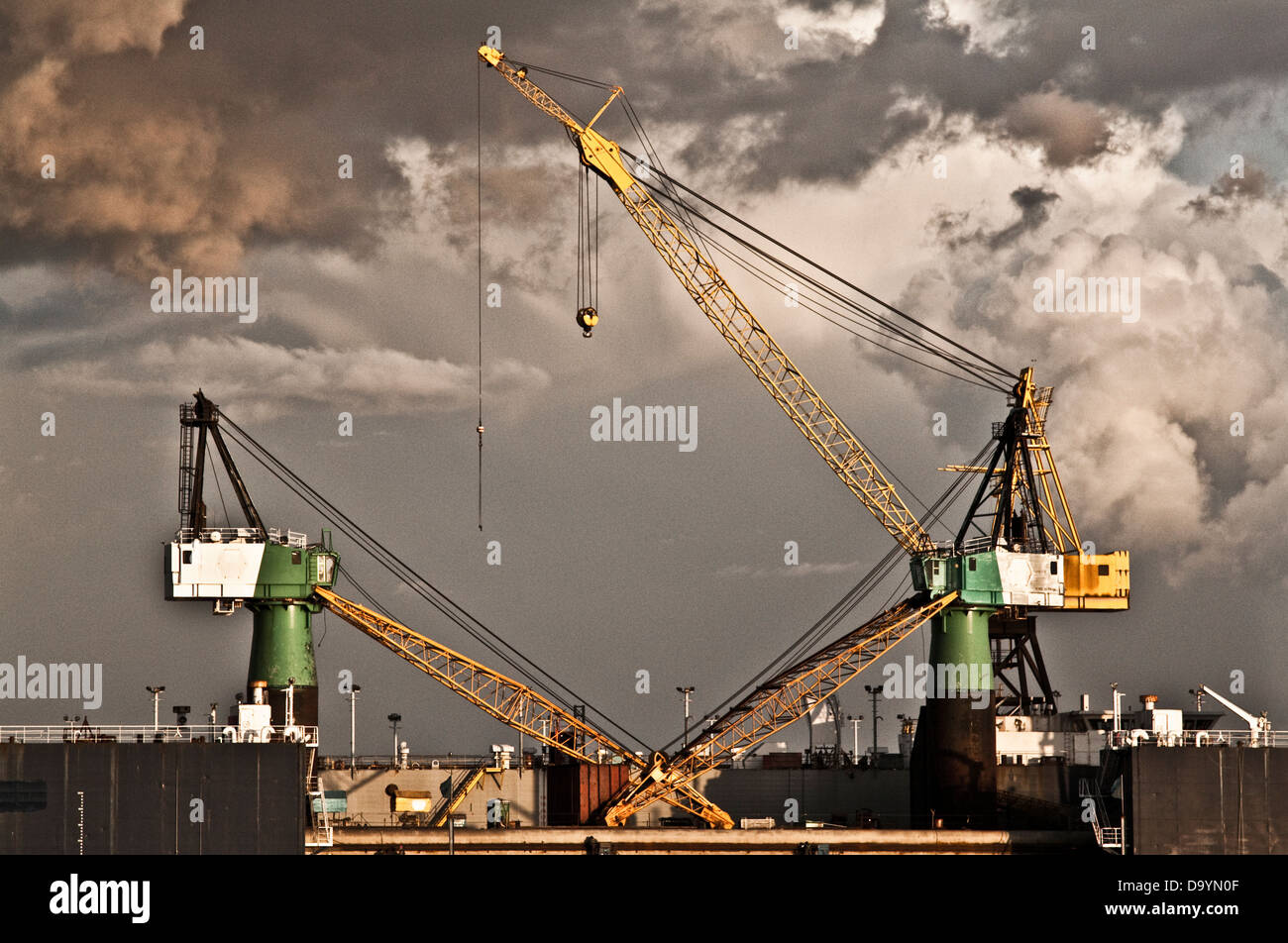 Dry Dock Cranes Stock Photo - Alamy