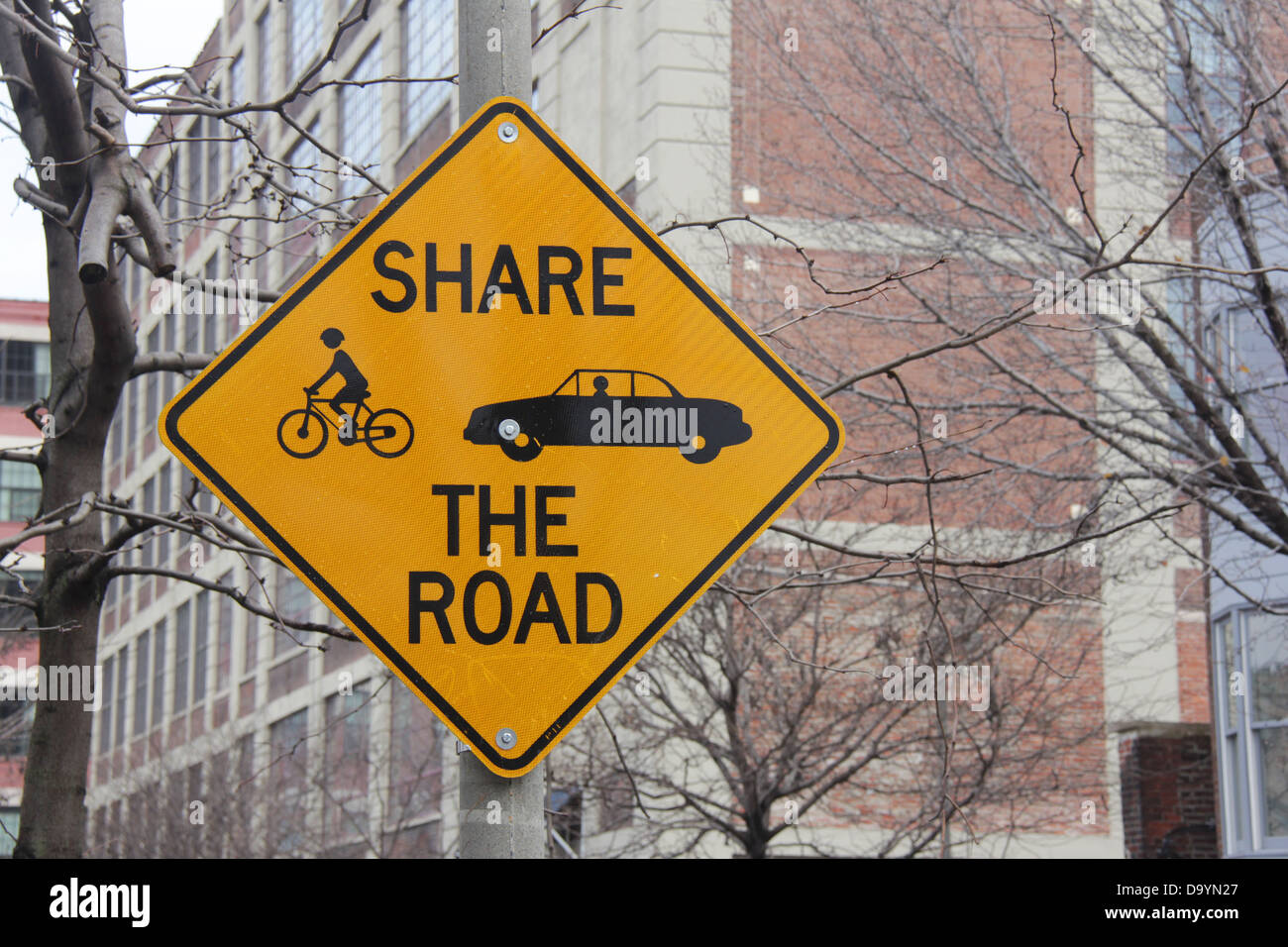 Traffic sign for sharing the road among cyclists and car drivers in ...