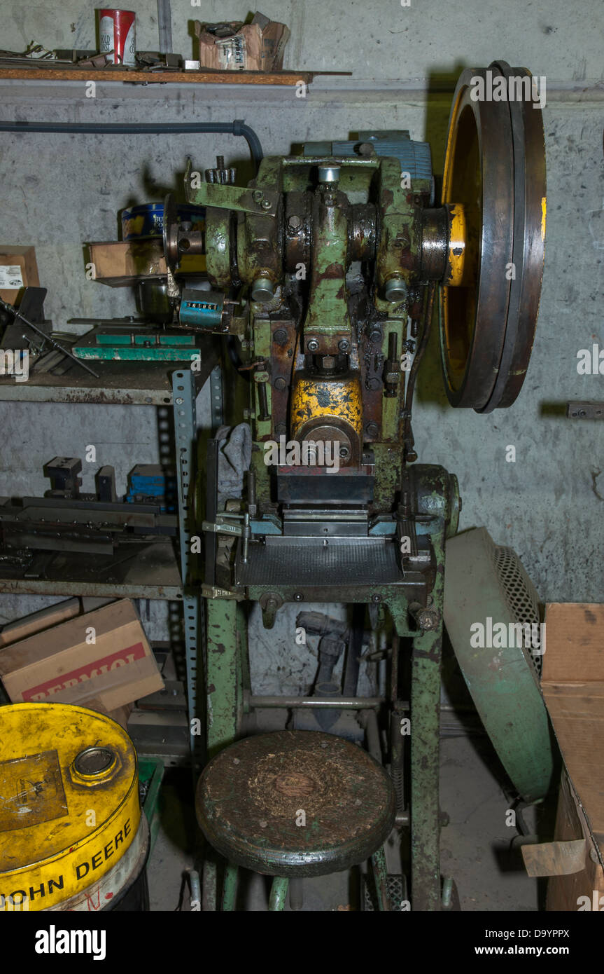Steel press machine hi-res stock photography and images - Alamy