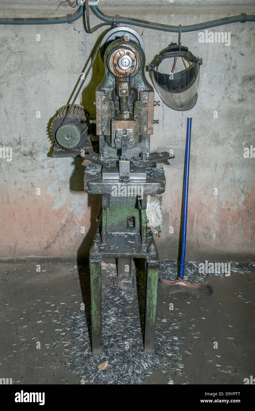 Spikes protruding hi-res stock photography and images - Alamy