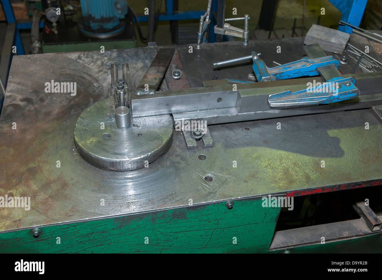 threading machine for bending round iron or steel Stock Photo - Alamy