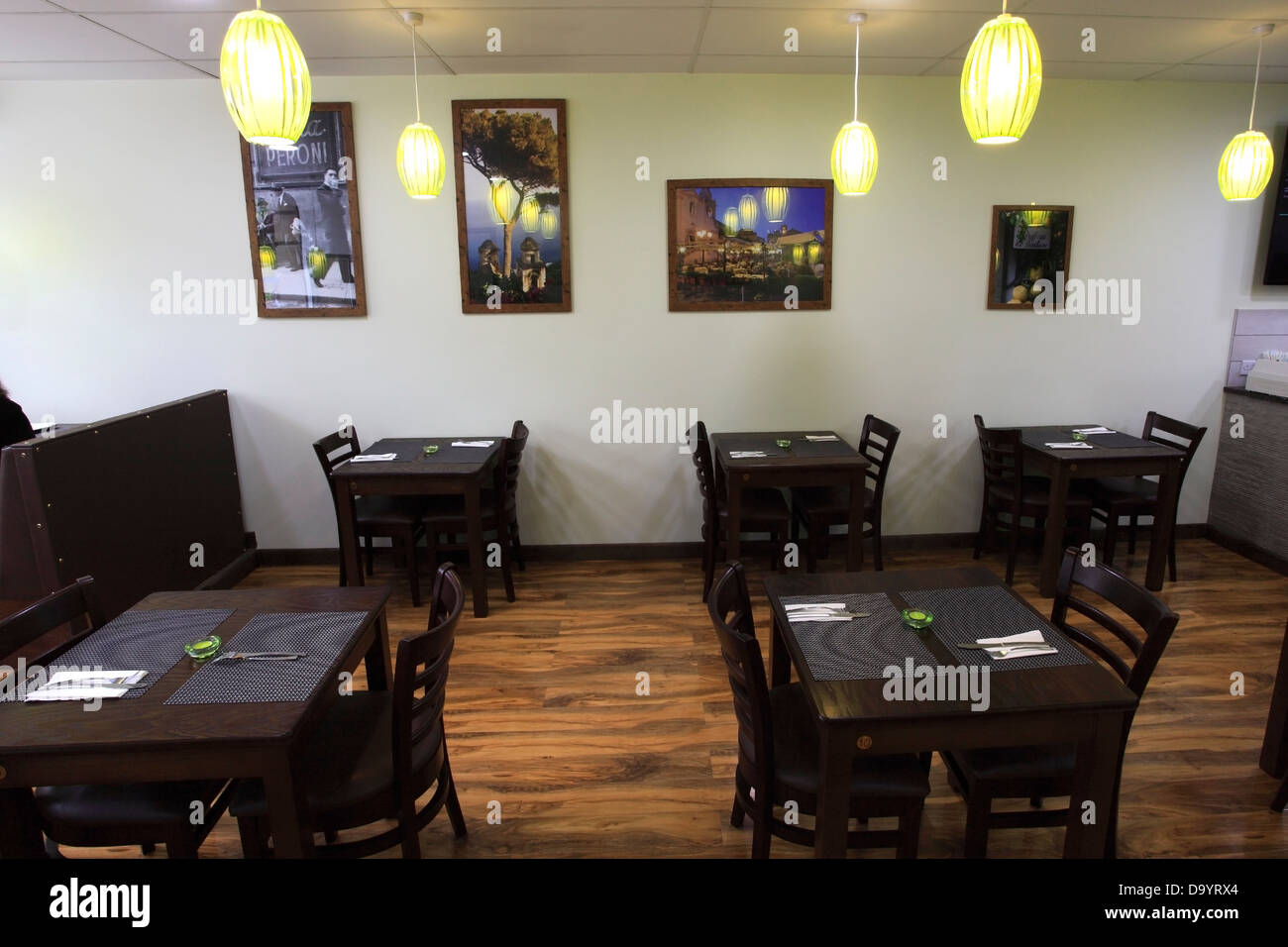 Image inside an Italian Restaurant Stock Photo - Alamy