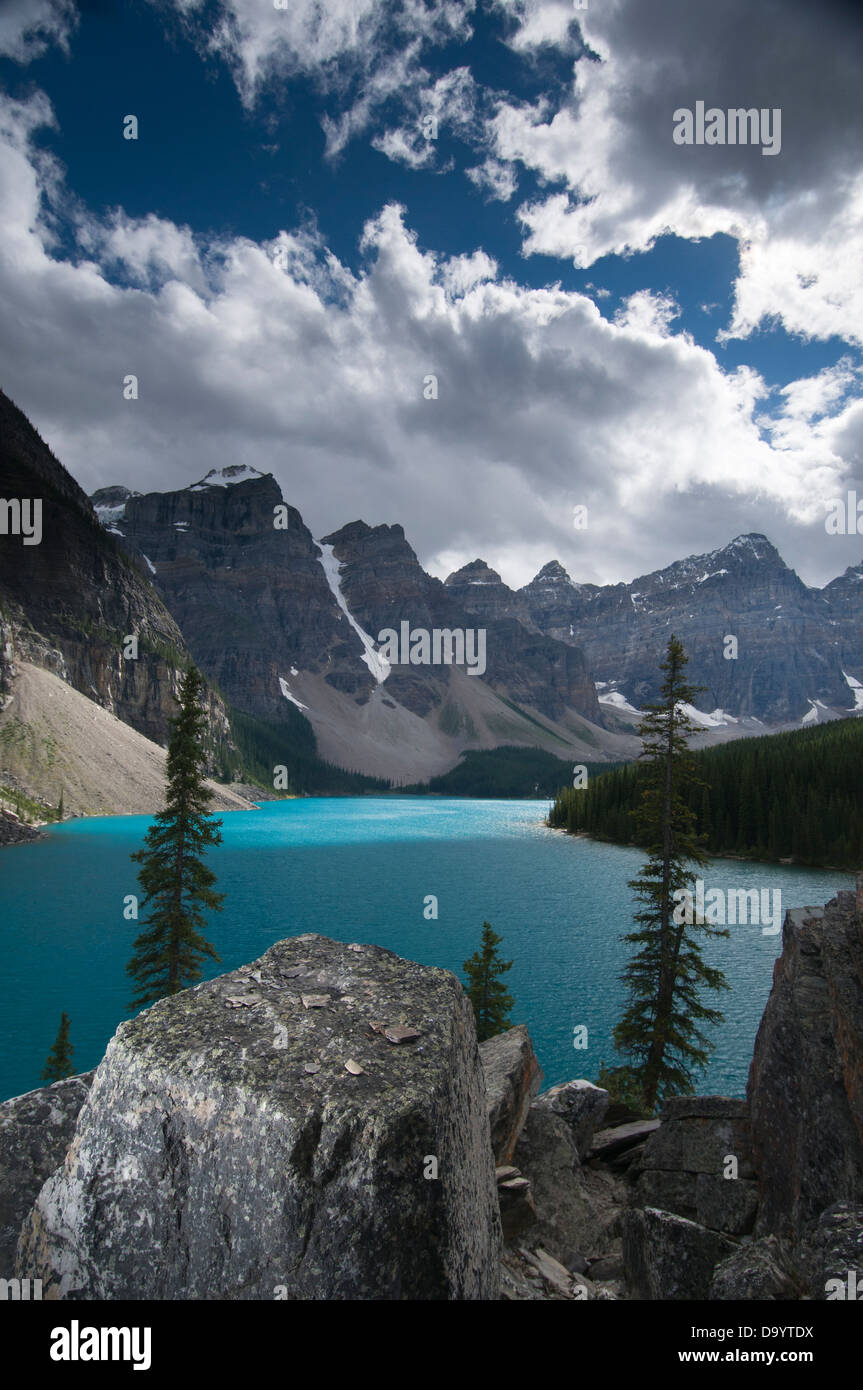 Moraine Lake in Banff National Park, Lake Louise, Alberta, Canada Stock ...