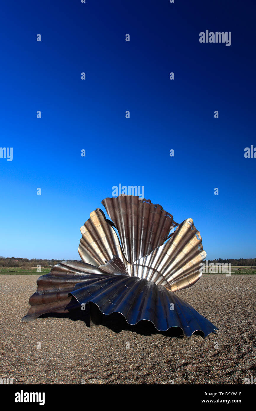 The Scallop shell sculpture by Maggie Hambling, shingle beach Aldeburgh ...