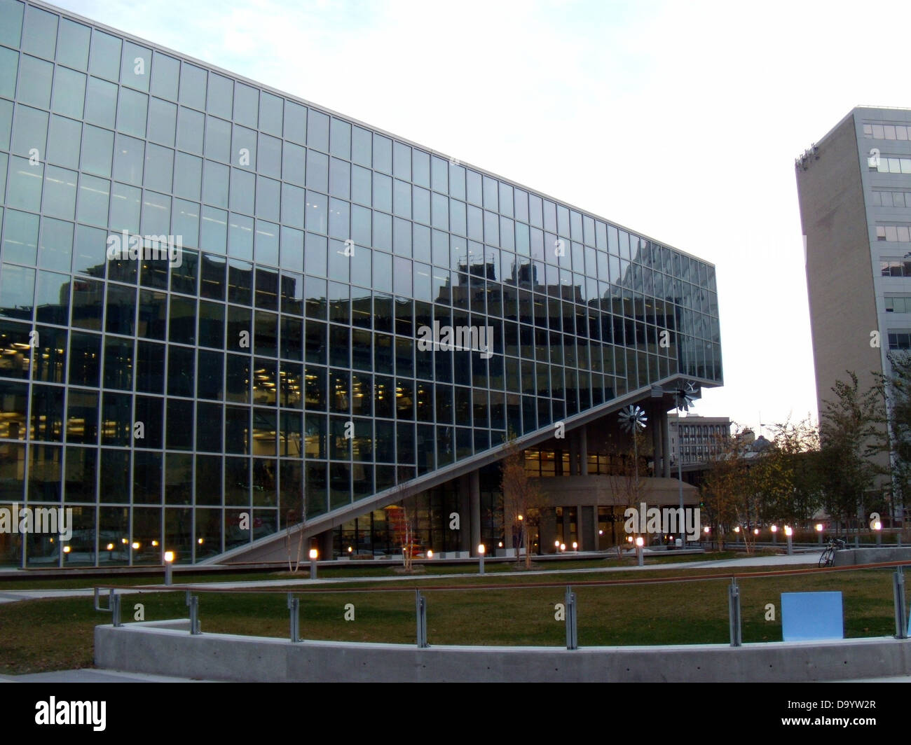 Millennium library winnipeg hi-res stock photography and images - Alamy