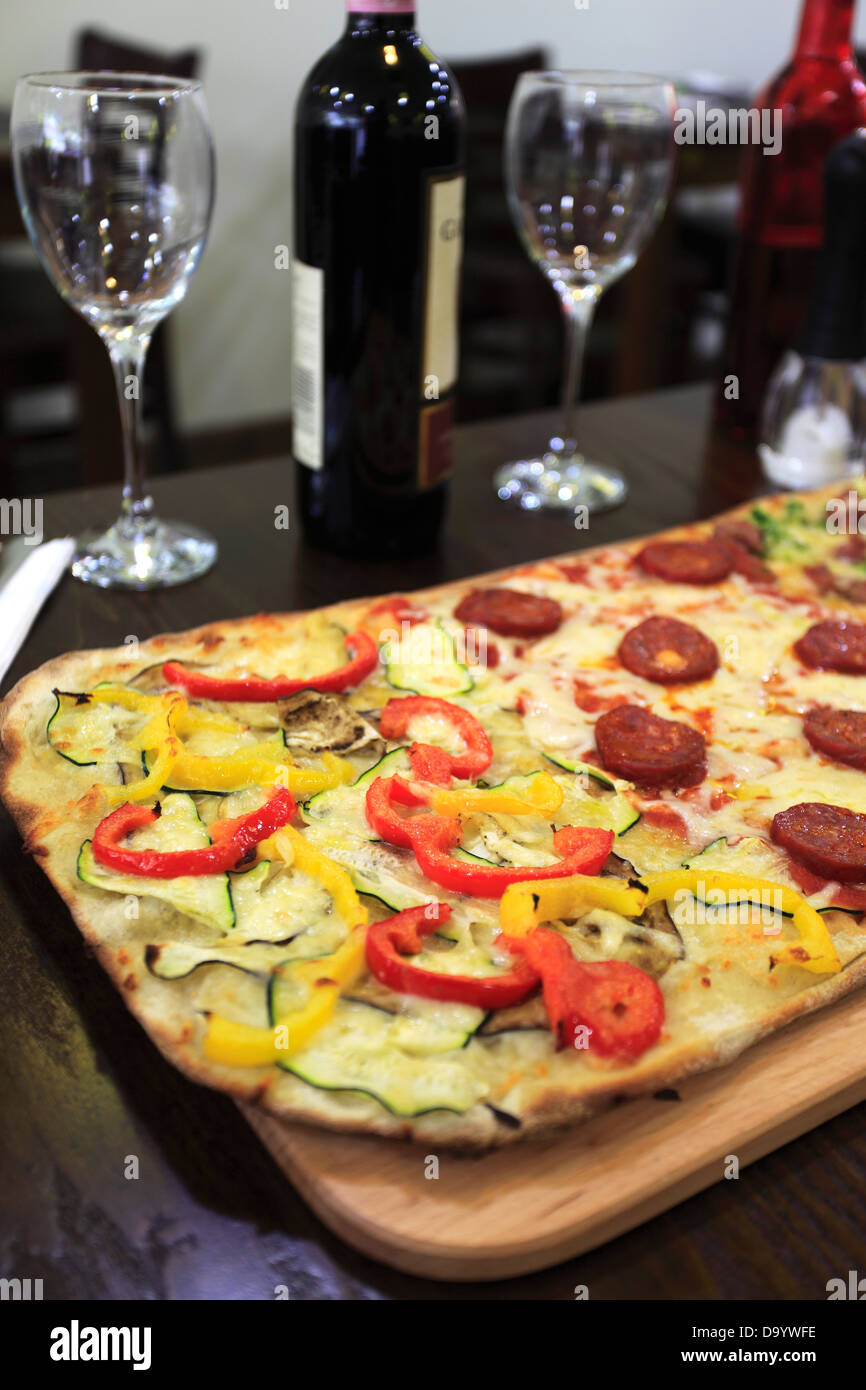 Pizza restaurant interior hi-res stock photography and images - Alamy