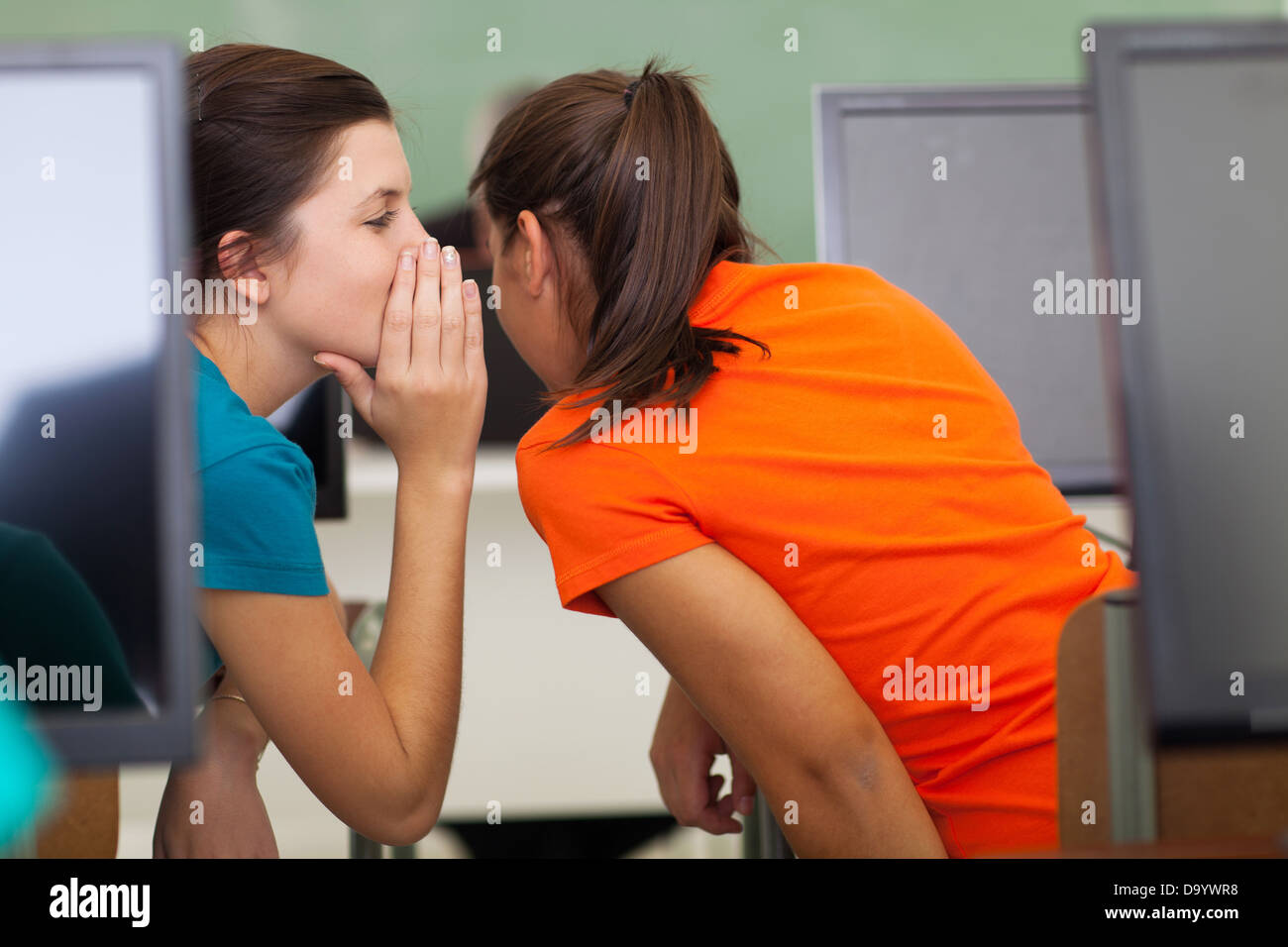 Teen girls talking class hi-res stock photography and images - Alamy